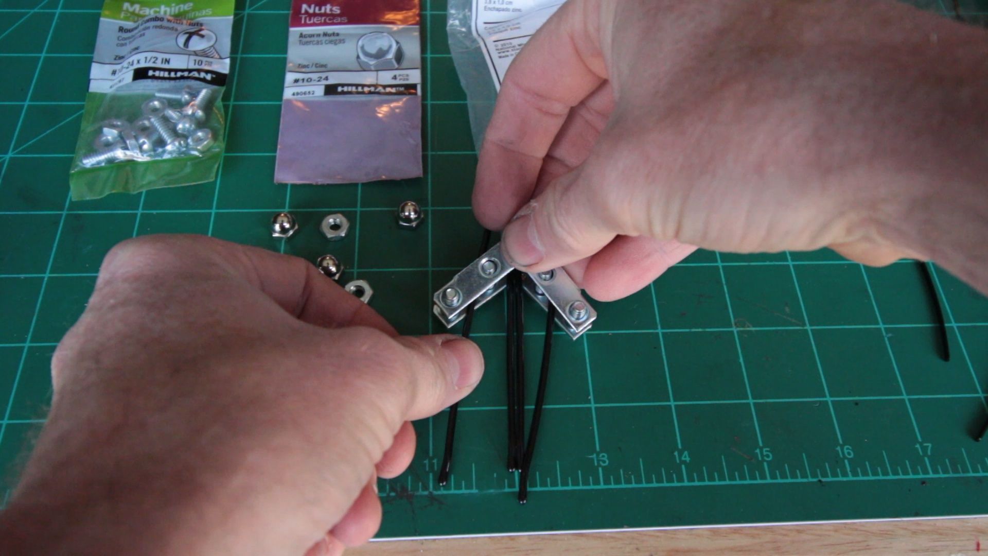 Pocket Kalimba With Bobby Pins, Corner Braces, and Magnets : 10 Steps ...