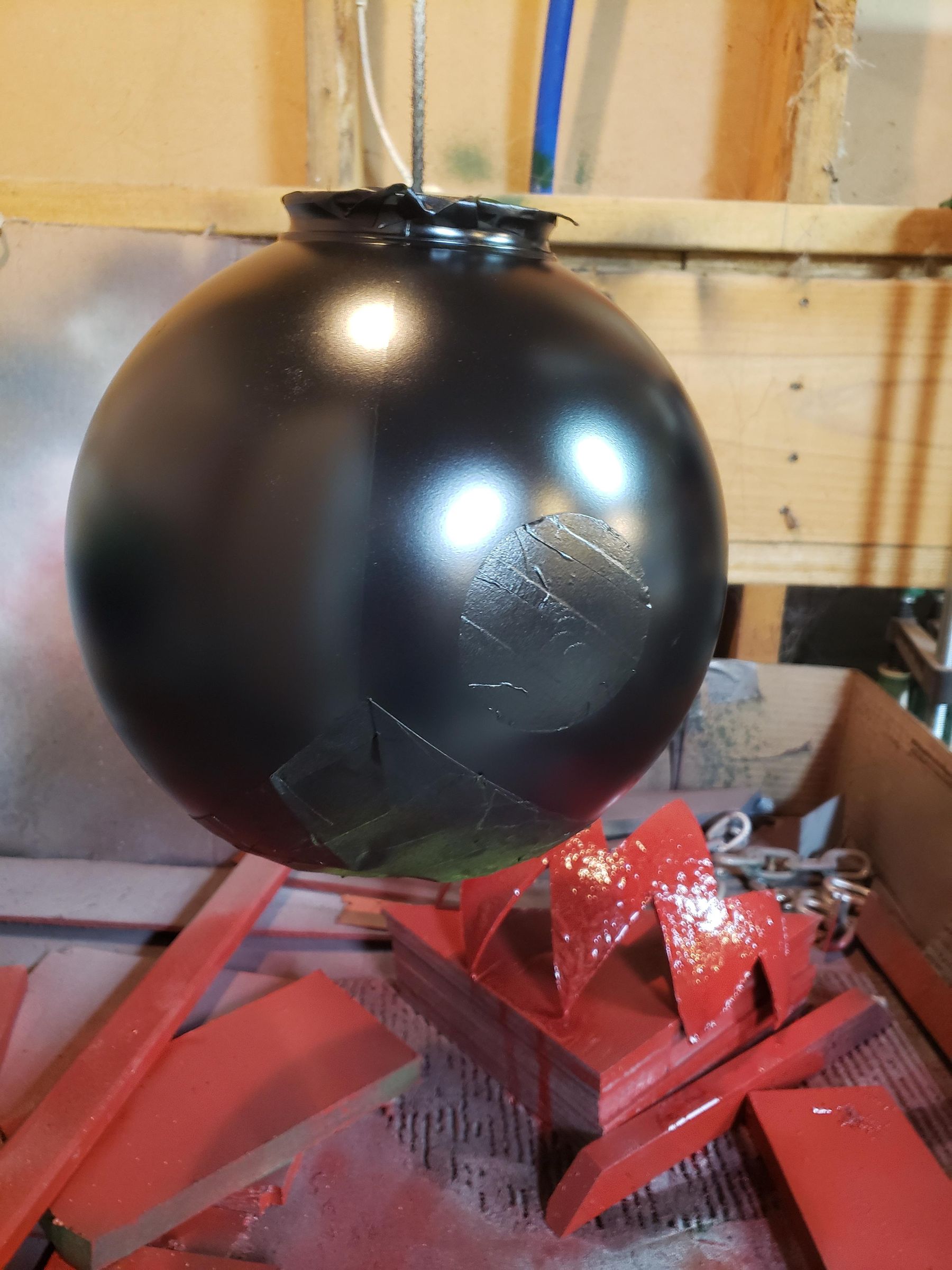 Chain Chomp Wall Lamp : 10 Steps (with Pictures) - Instructables