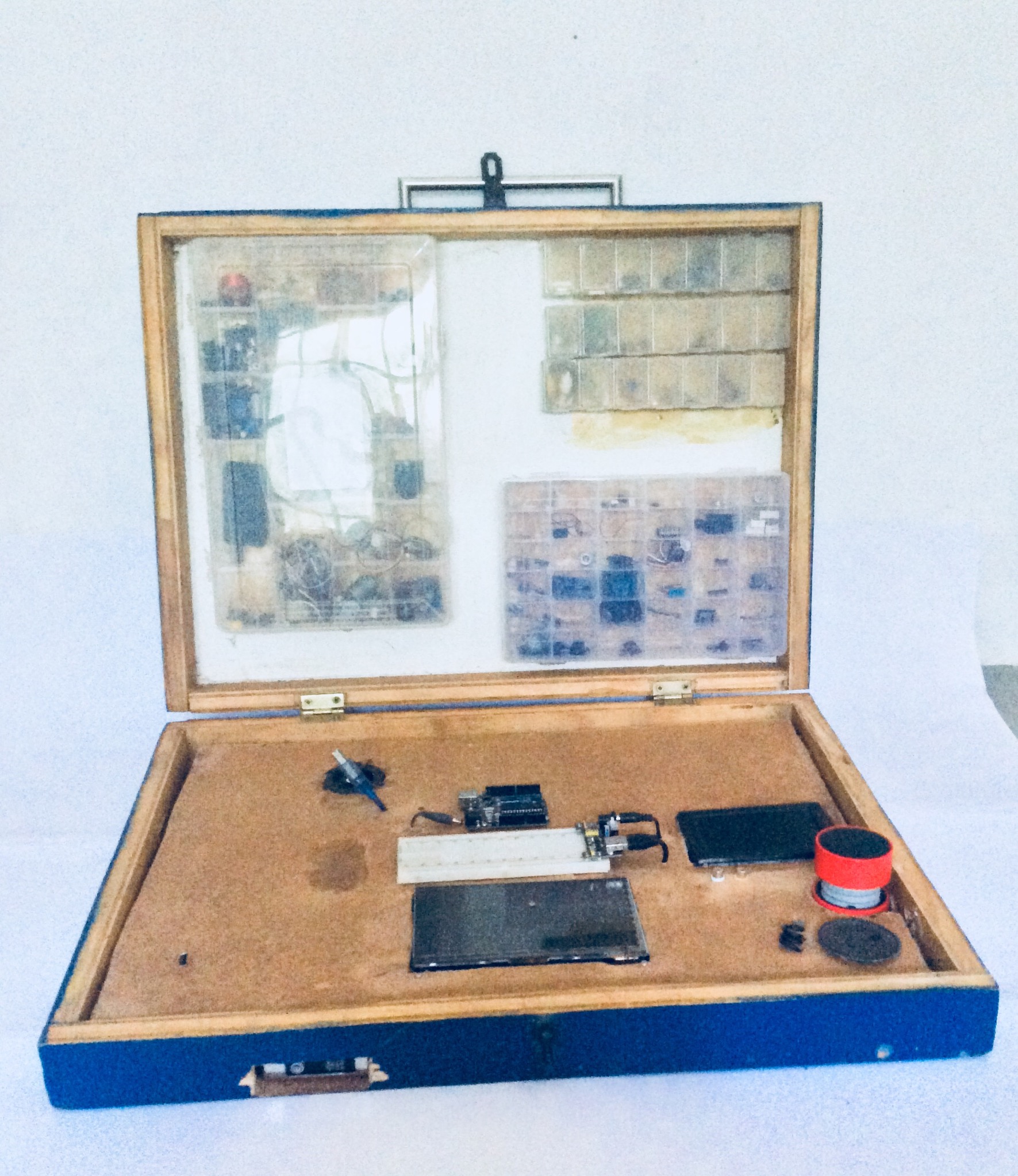 Portable Electronics Station : 22 Steps (with Pictures) - Instructables