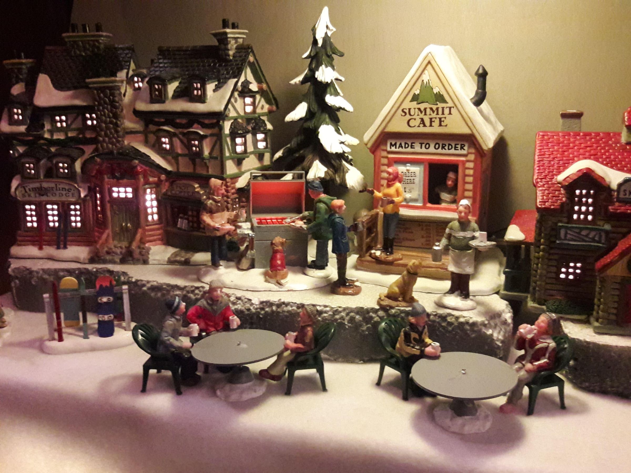 Christmas Tree Snow Village Display : 5 Steps - Instructables