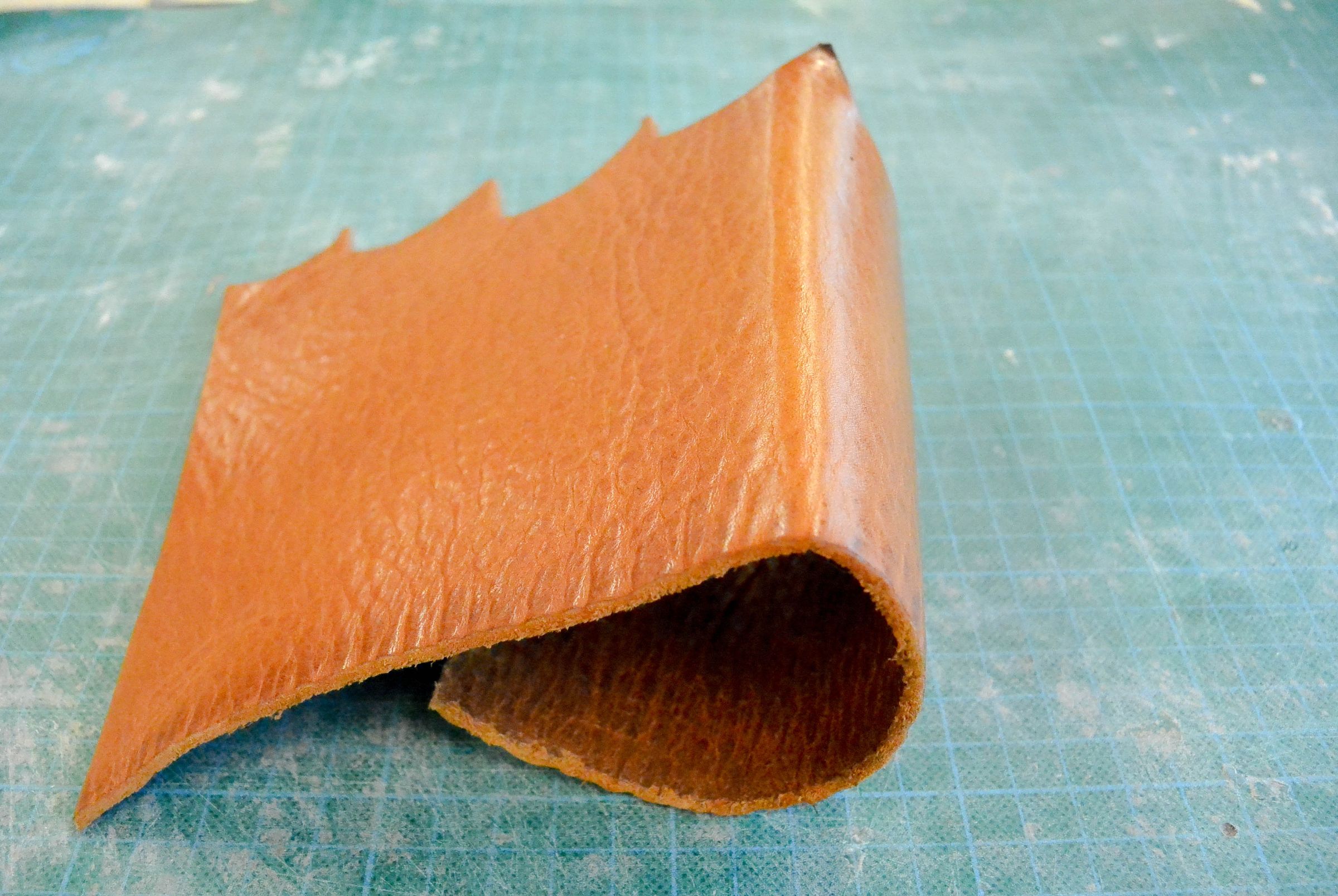 Leather Folding Techniques - Werkplaatsidc : 10 Steps (with Pictures ...