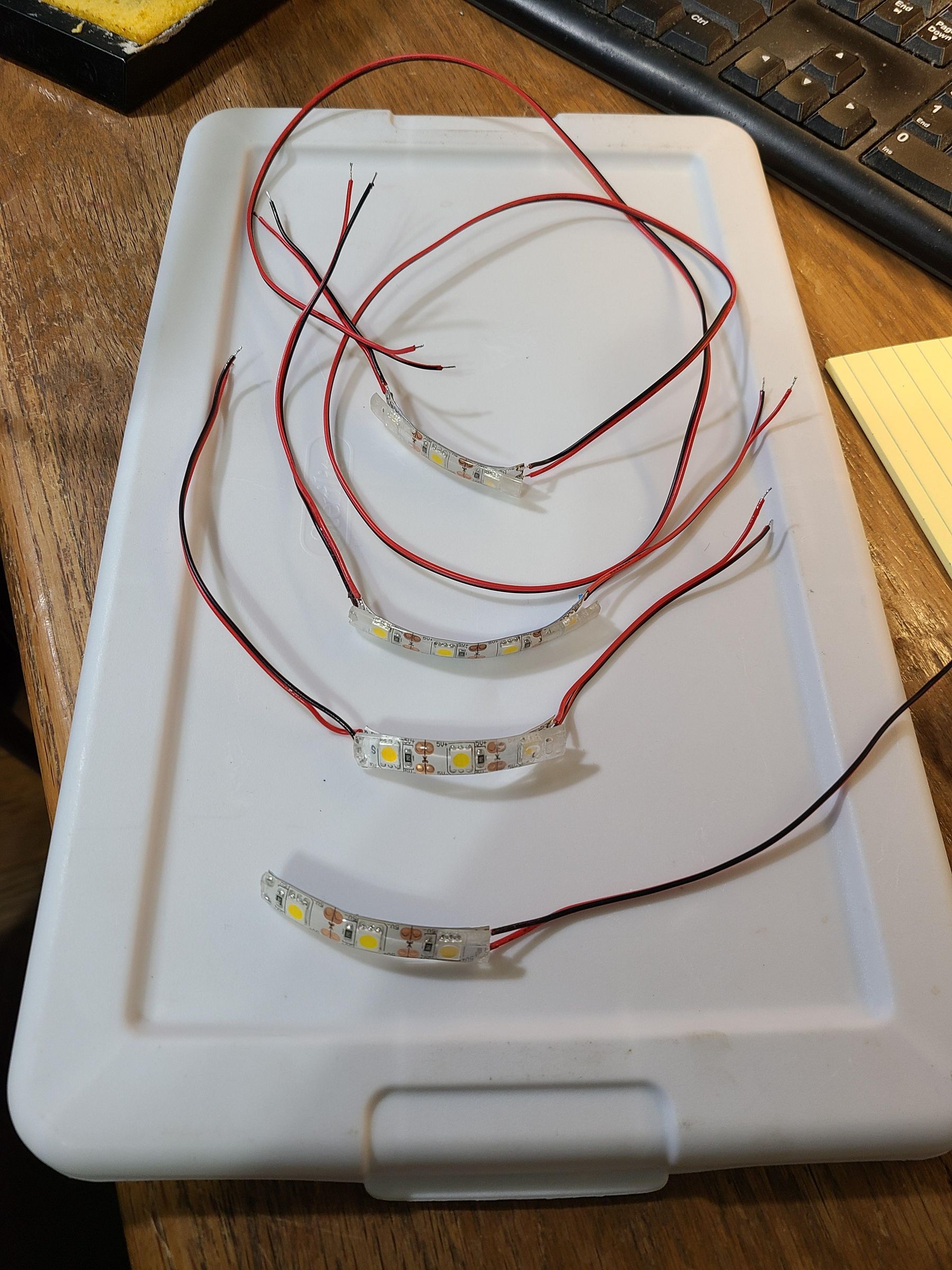 Attiny85 AVR PWM Haunted House Model LED Lights : 6 Steps - Instructables