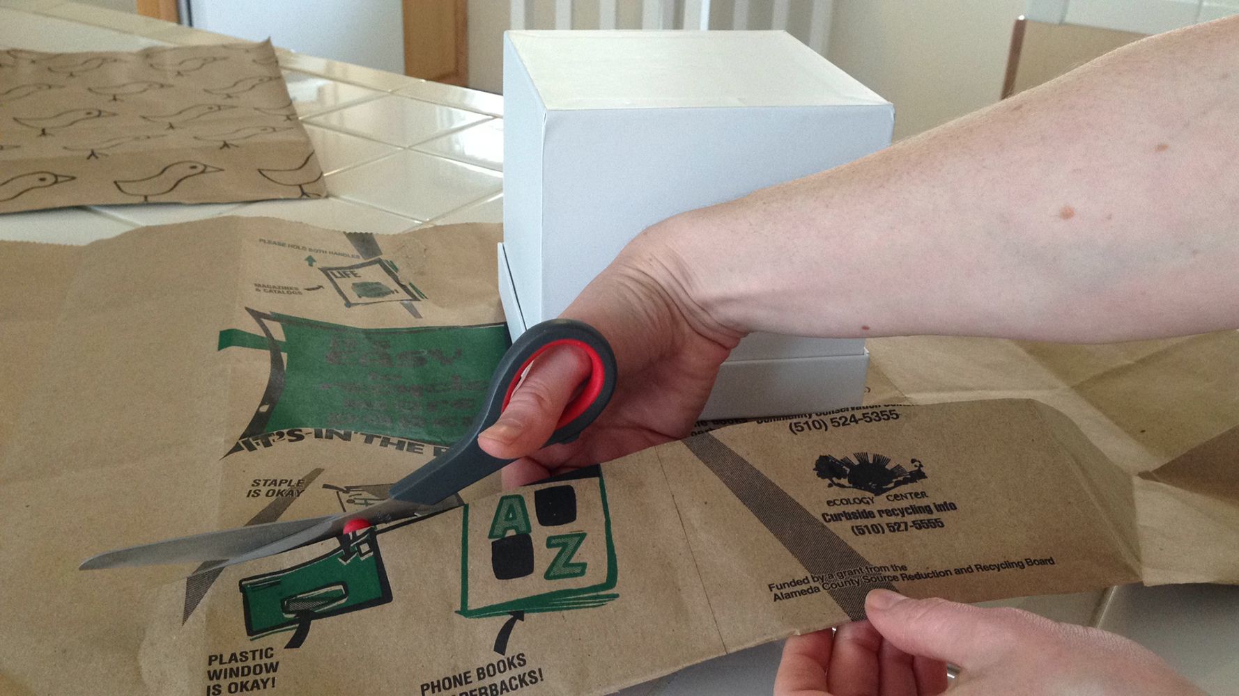 Grocery Bag Wrapping Paper : 8 Steps (with Pictures) - Instructables