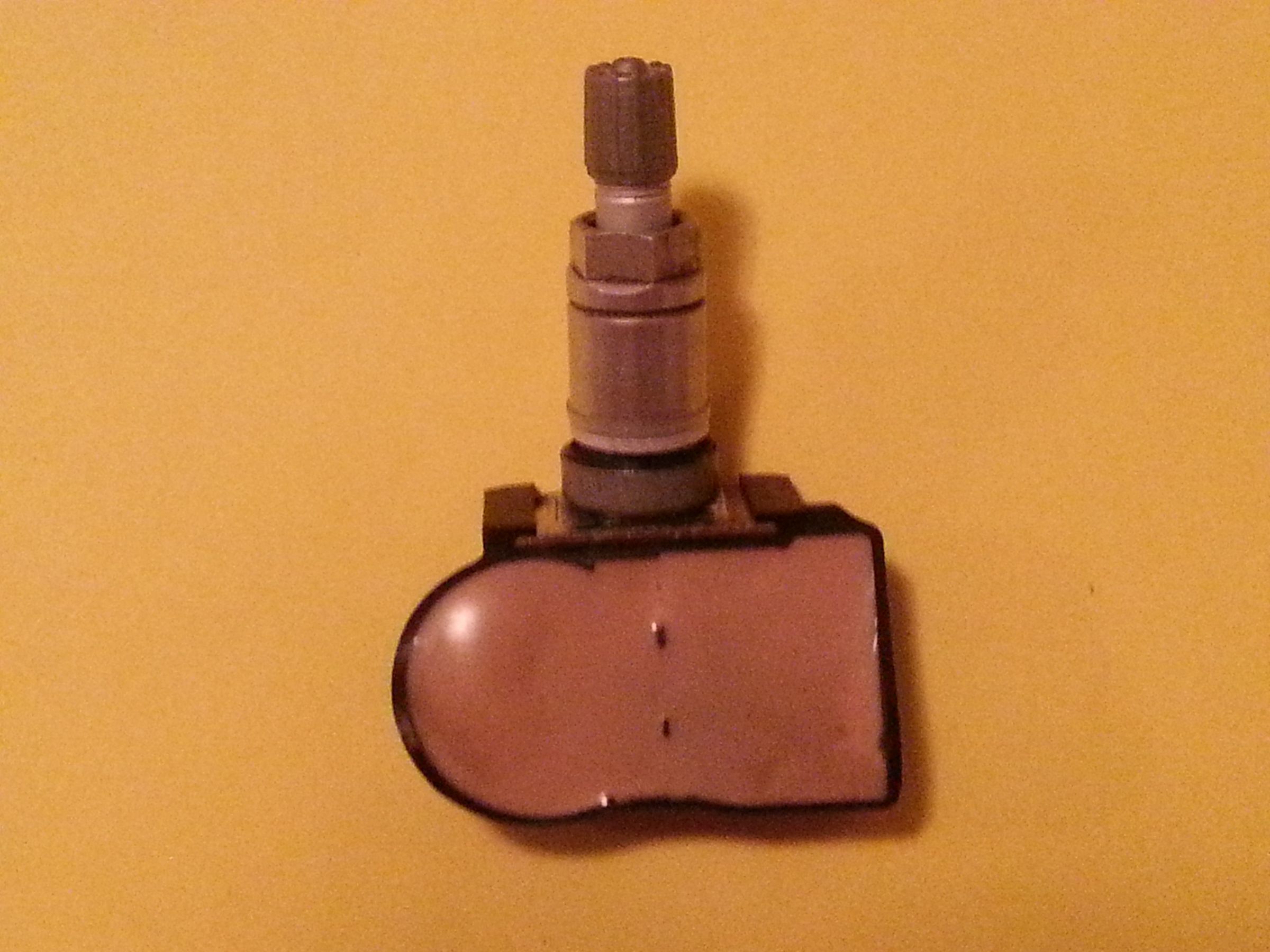 Repair Tire Pressure Monitor Sensor (TPMS) : 5 Steps (with Pictures ...