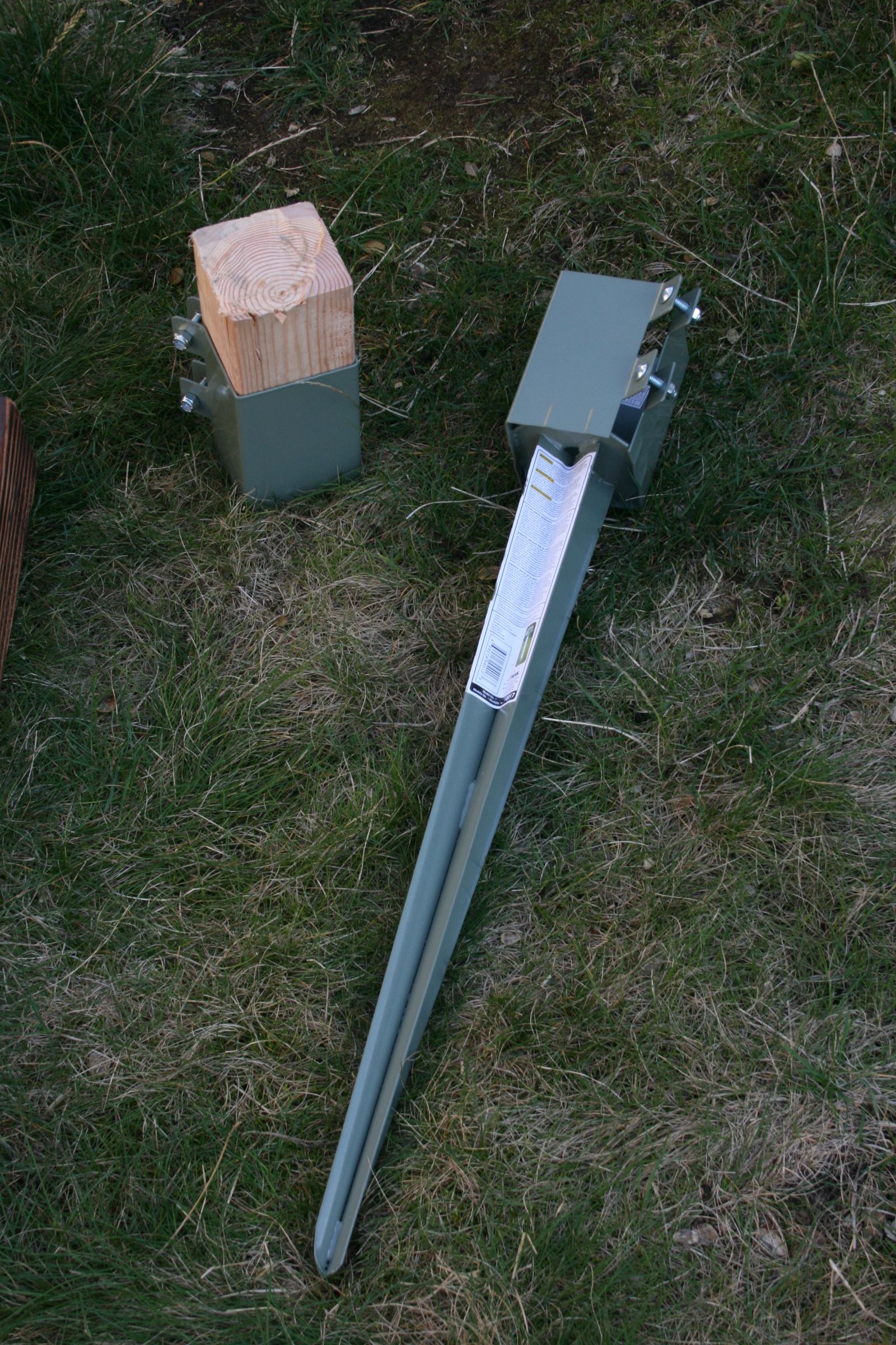 Haunted Walkway Lantern Posts : 7 Steps (with Pictures) - Instructables