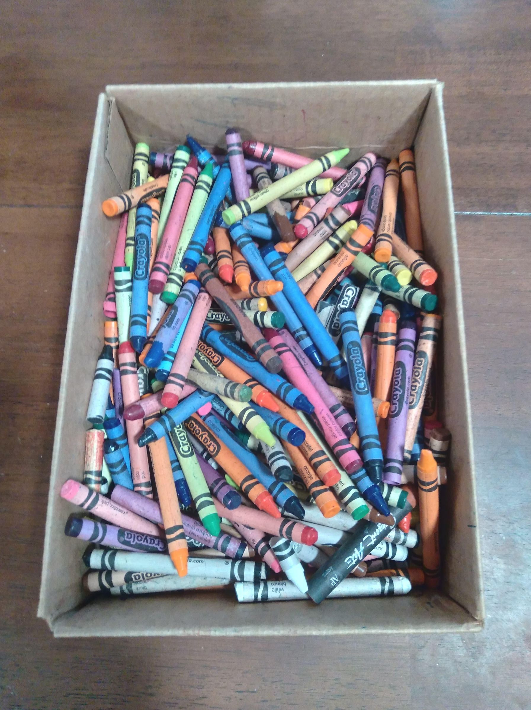 Crayon Holder Out of Crayons : 6 Steps - Instructables