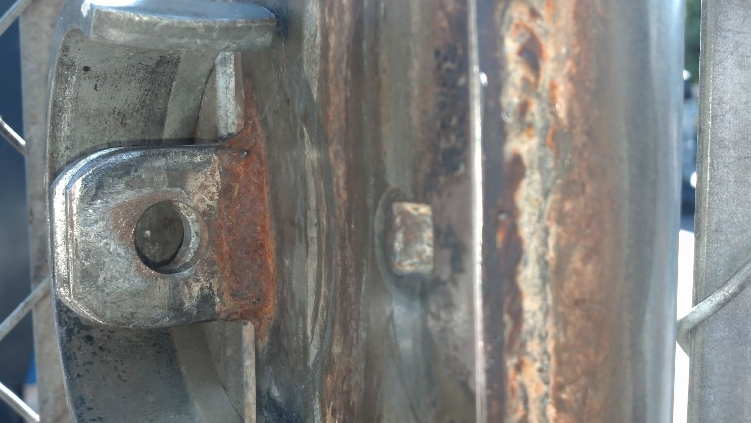 How to Adjust Gate : 7 Steps (with Pictures) - Instructables