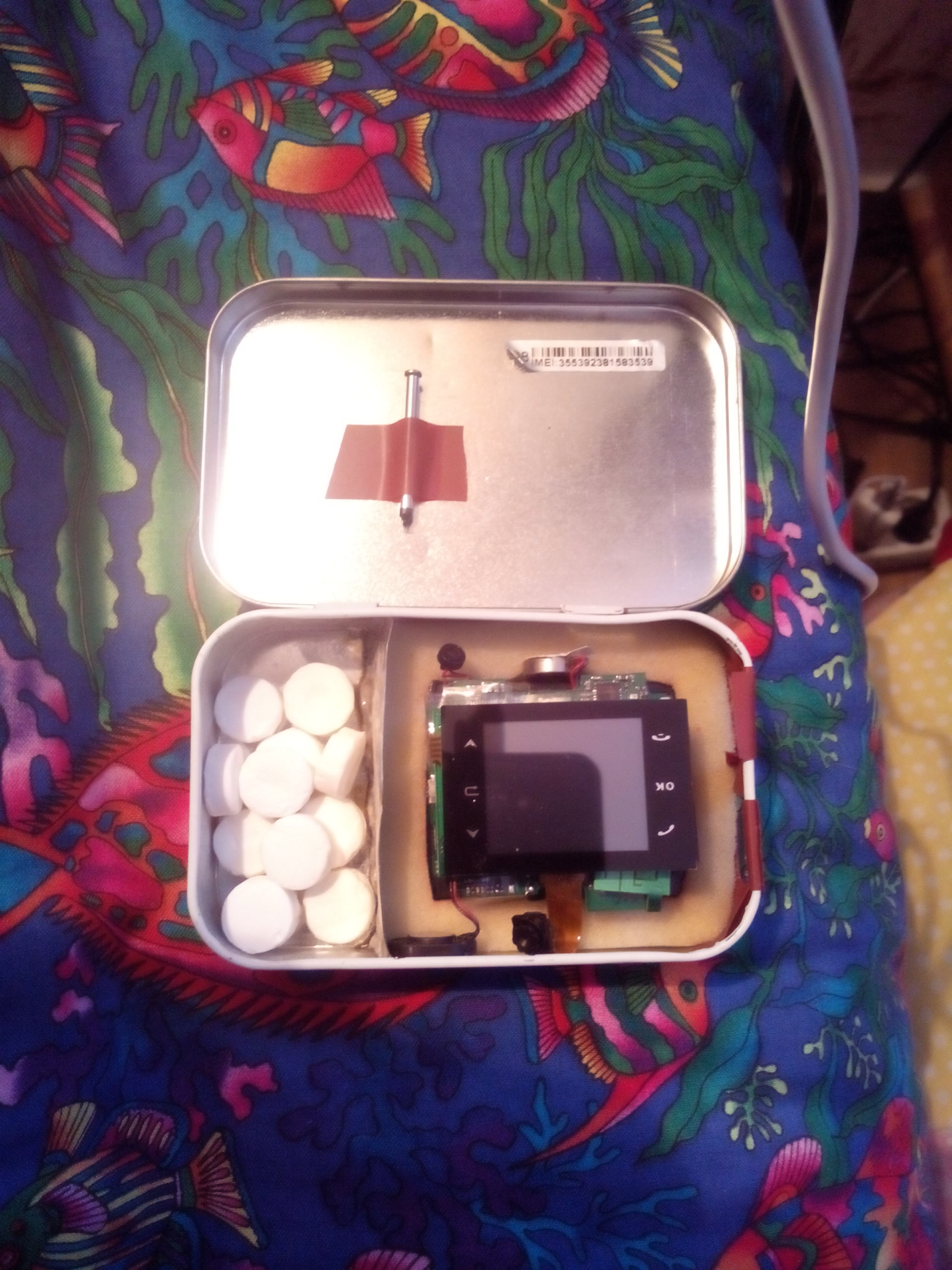 Altoids Smartphone : 4 Steps - Instructables