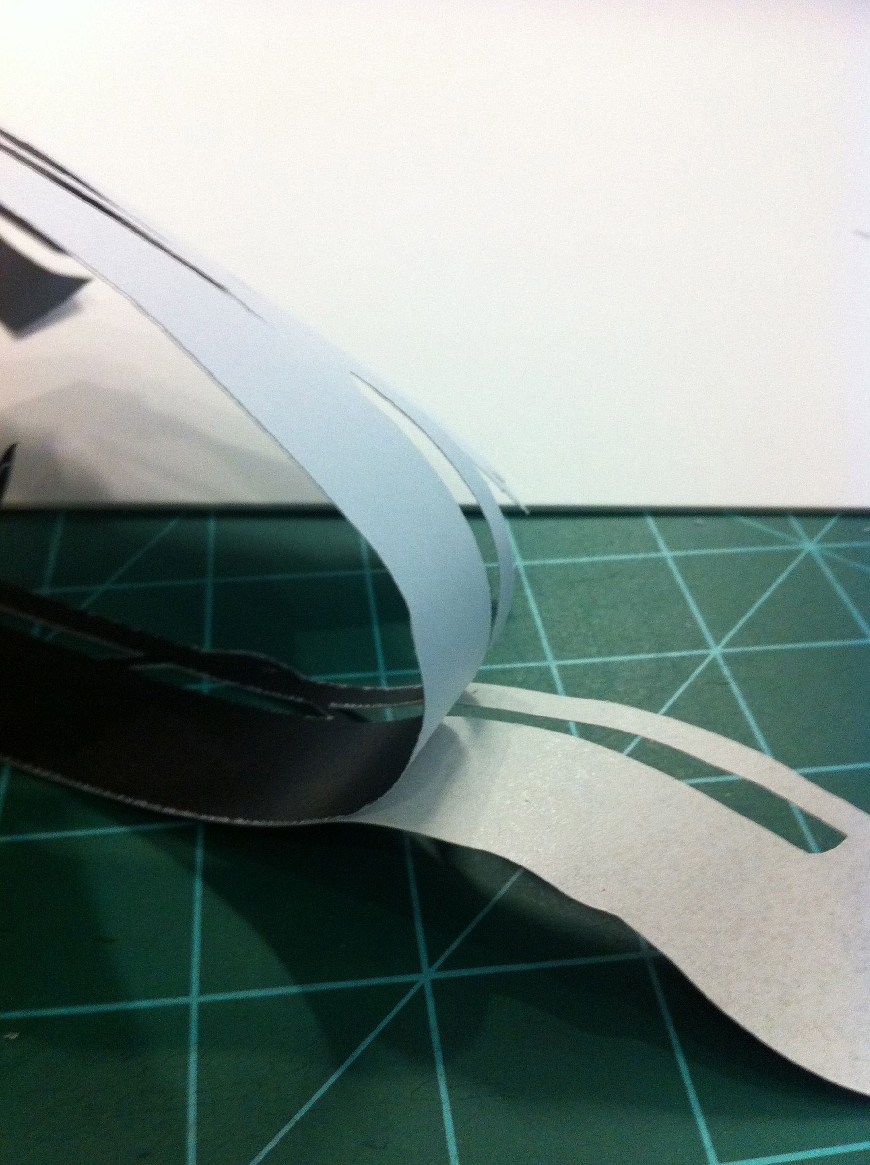 How to Make a Valentines Hand-Cut Paper Gift : 5 Steps (with Pictures ...