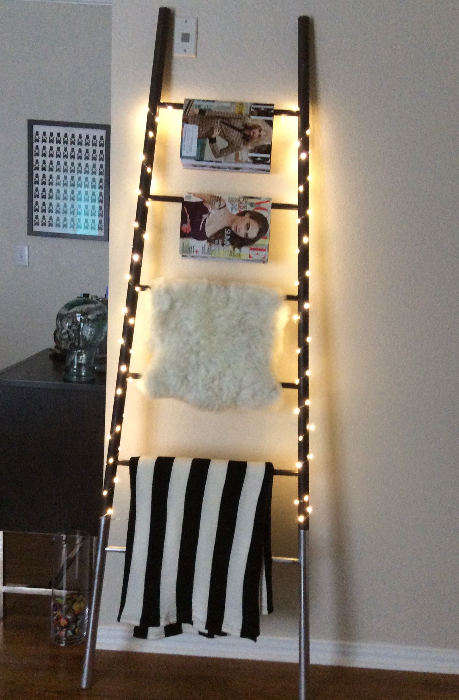 Magazine and Blanket Ladder : 3 Steps - Instructables