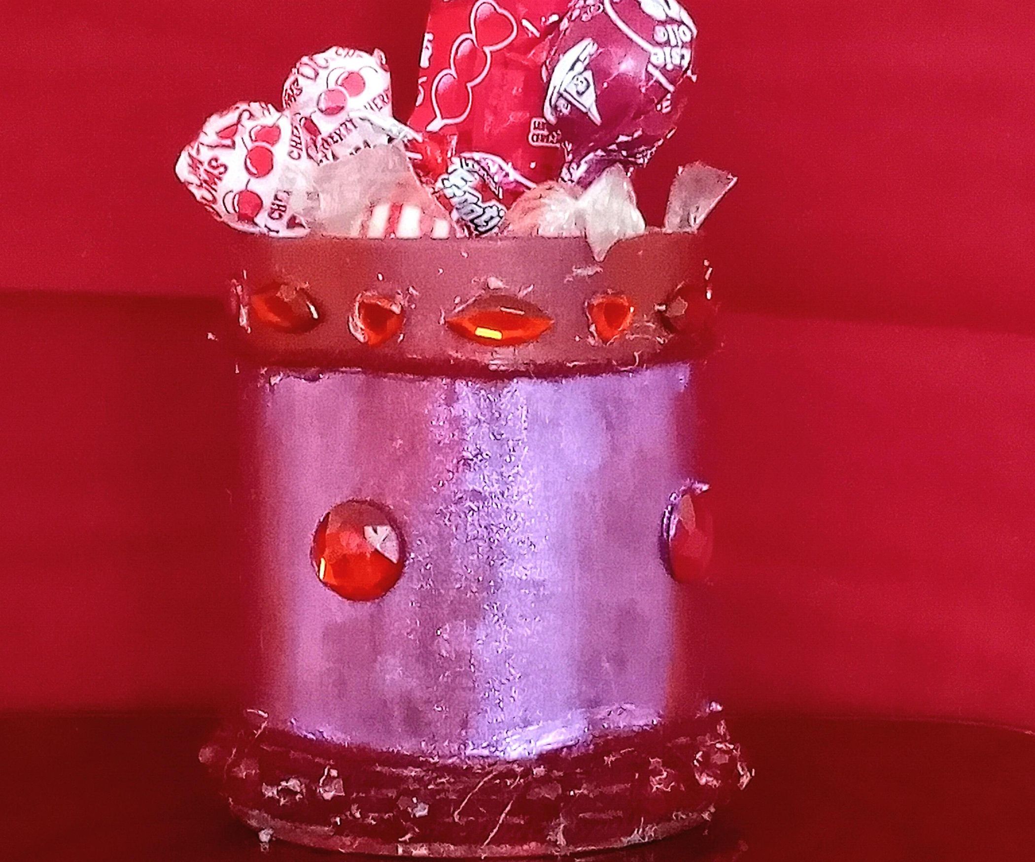 Red Decorated Tin : 7 Steps - Instructables