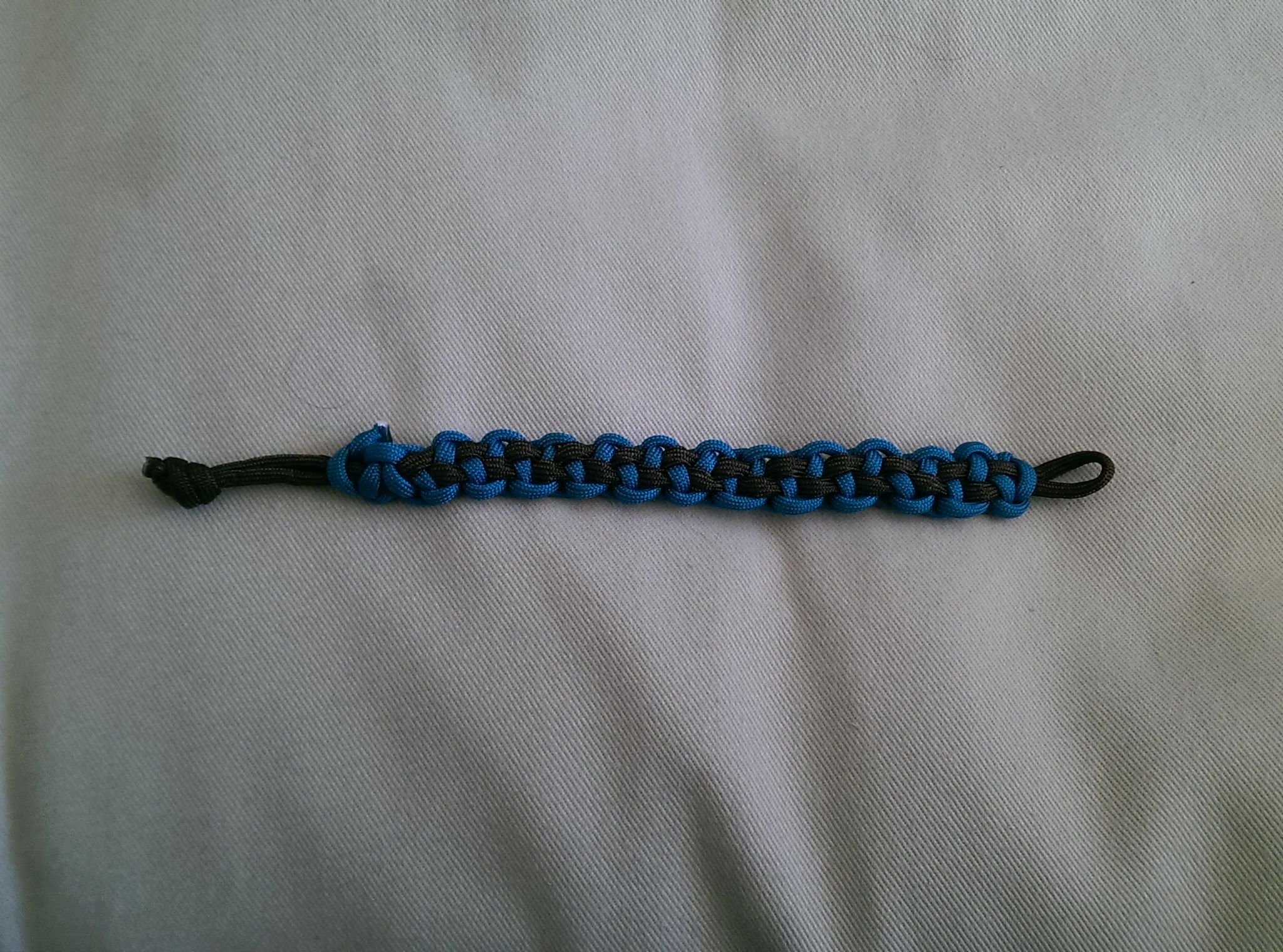 Stitched Solomon Paracord Bracelet : 7 Steps - Instructables