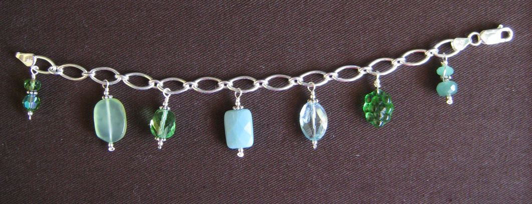 A Simple Charm Bracelet : 4 Steps (with Pictures) - Instructables