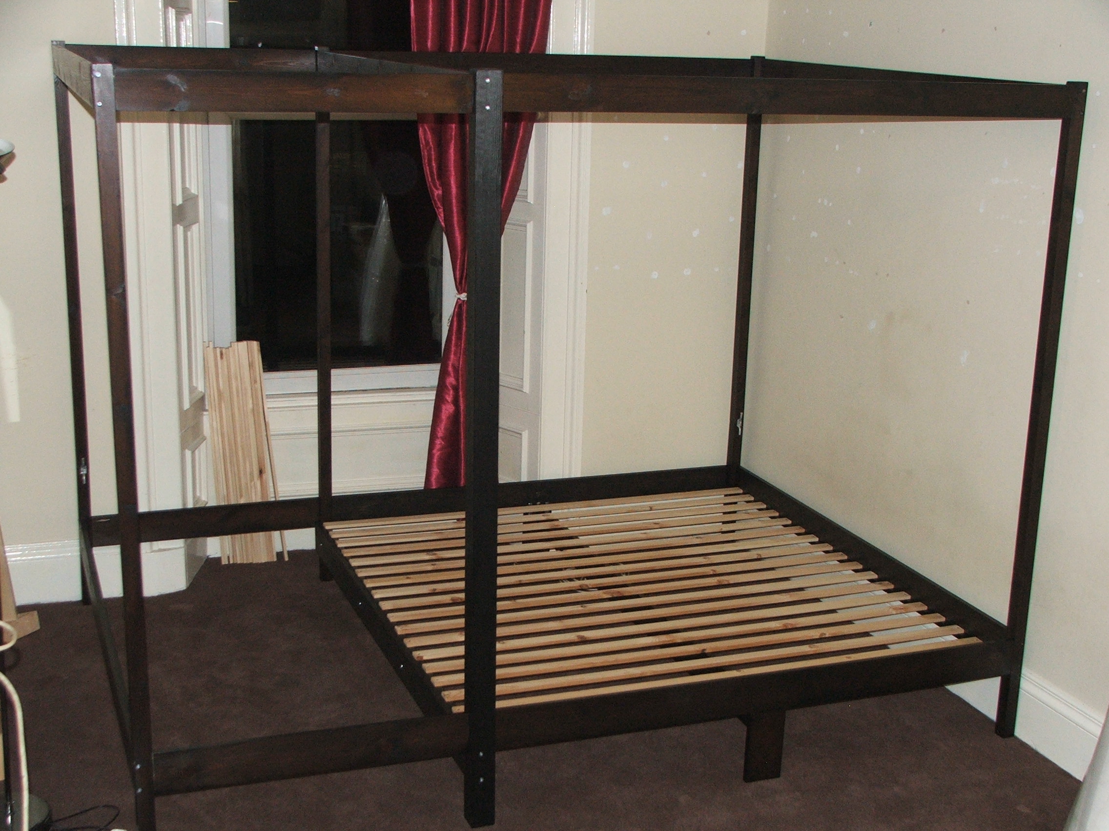 A 6-poster Poly Bed : 9 Steps (with Pictures) - Instructables