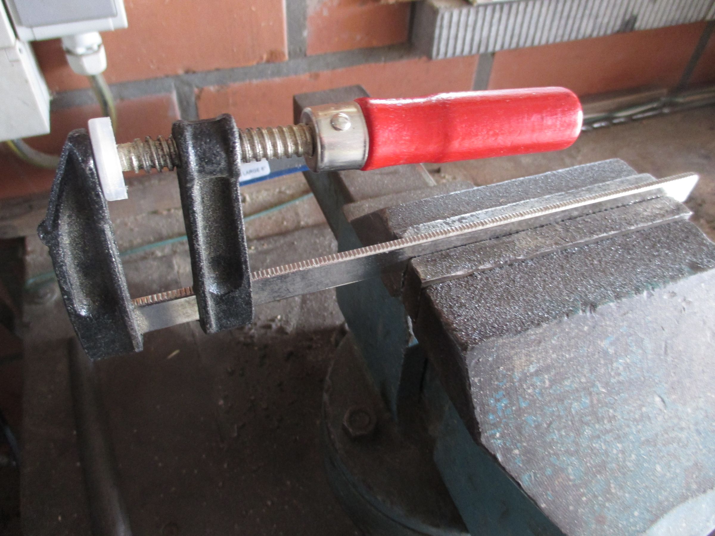 Fixing a Slipping F-clamp (with Pictures) - Instructables