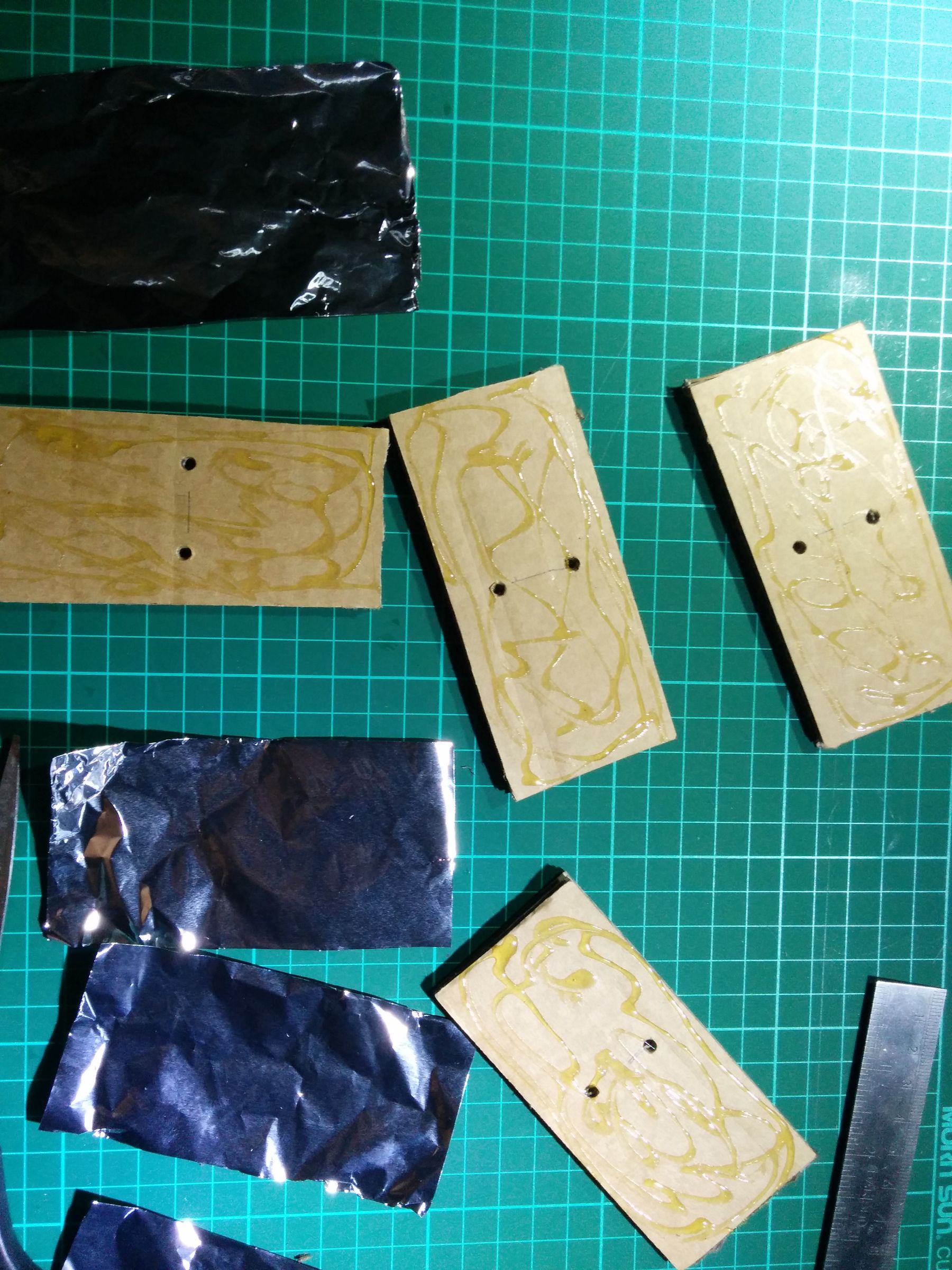 CARDBOARD SOLAR LAMP : 8 Steps (with Pictures) - Instructables