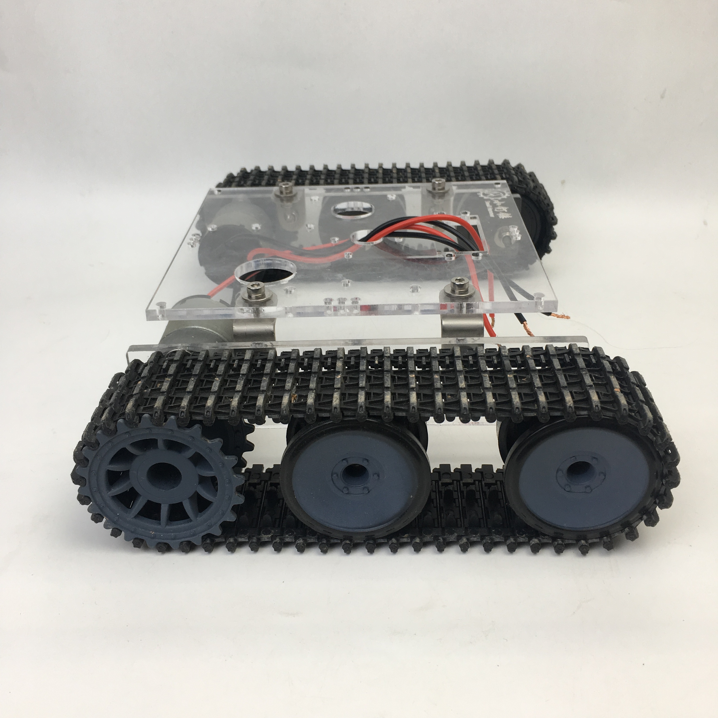 Cheap Acrylic Robot Tank Chassis for Arduino SN7300 Sinoning : 6 Steps ...