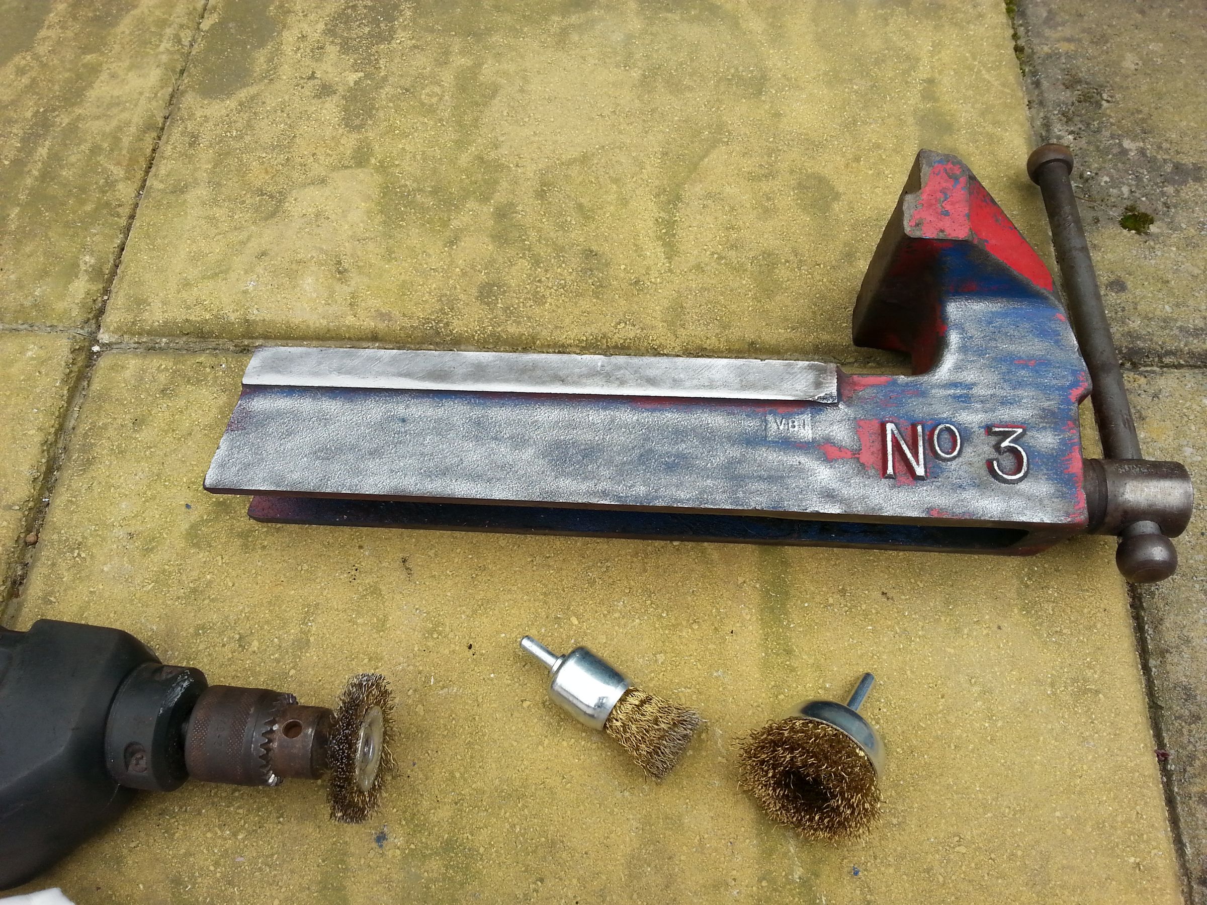 Bench Vice Refurb'. : 9 Steps (with Pictures) - Instructables
