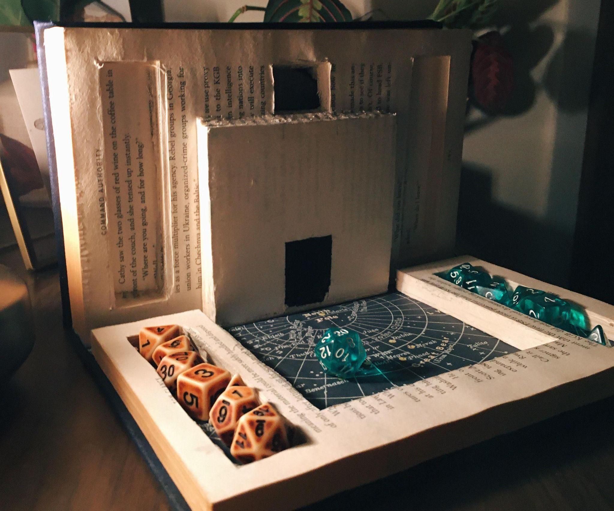 Fold Out Book Dice Tower : 8 Steps (with Pictures) - Instructables