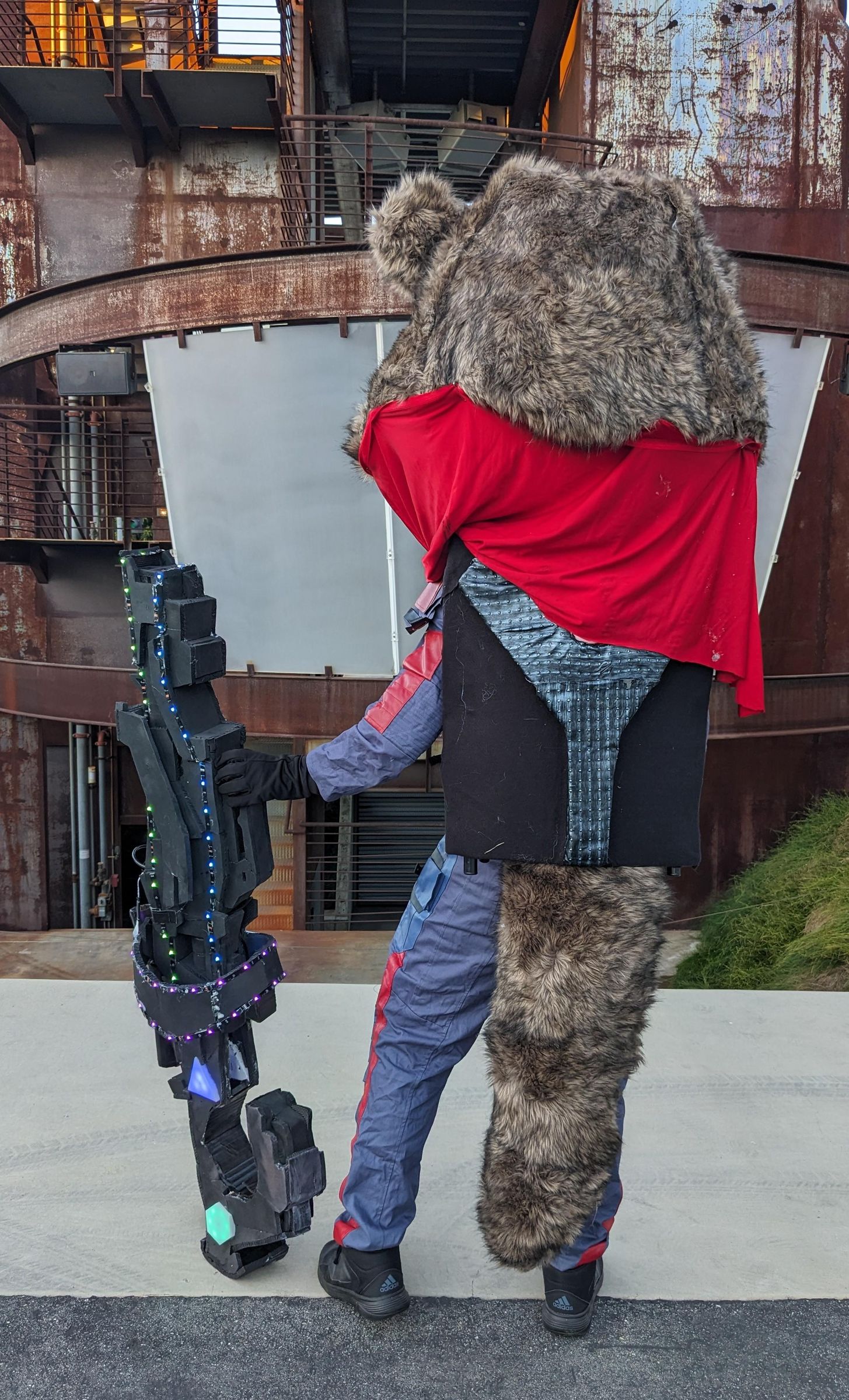 Rocket Raccoon - 7.5ft : 8 Steps (with Pictures) - Instructables