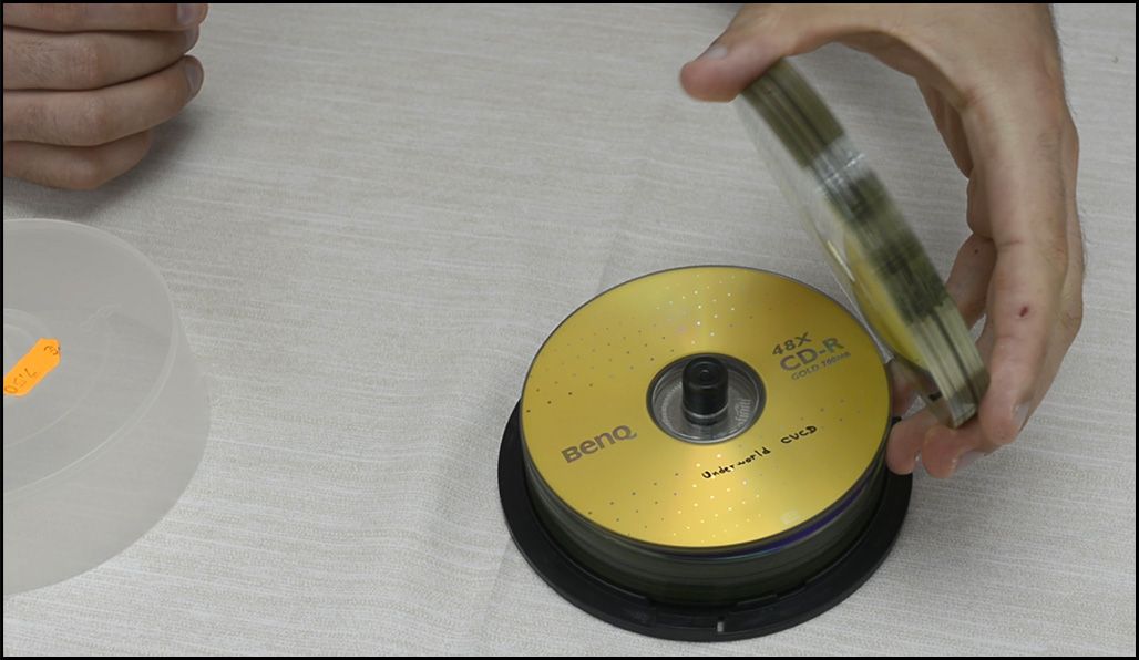 Secret Safe From Old CD's : 8 Steps (with Pictures) - Instructables