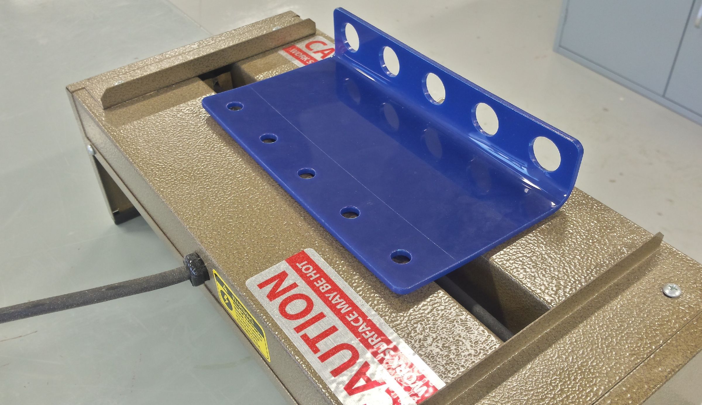 Quick, Easy Marker Holder : 7 Steps (with Pictures) - Instructables