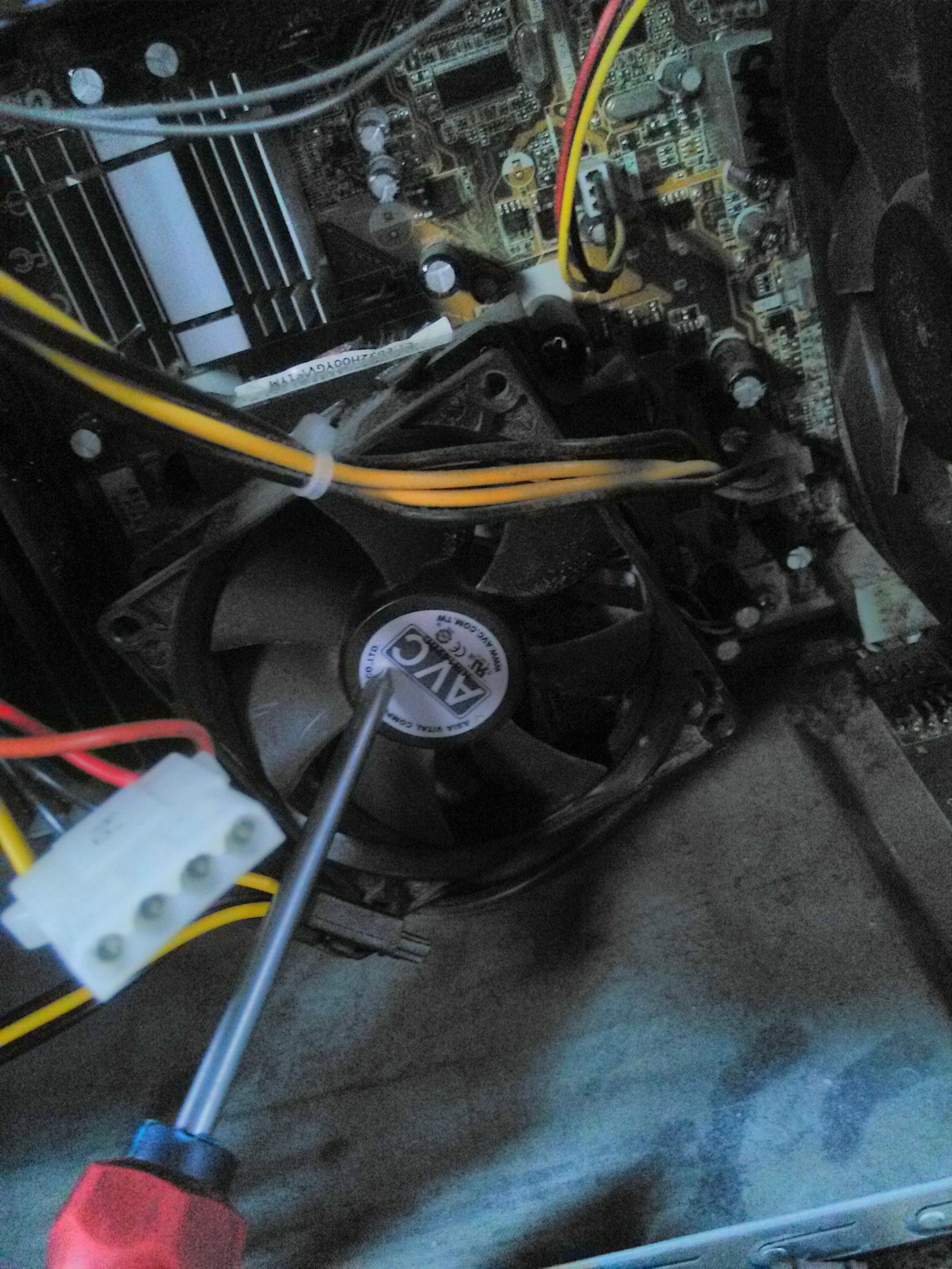 How to Turn a Old/Damaged Pc or Laptop Into a Media Box : 9 Steps ...