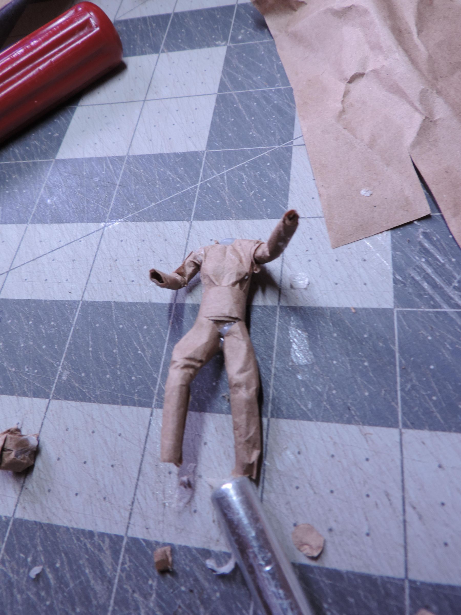 The ULTIMATE Cardboard Model Mark IV Tank With Army Men Figurines : 9 ...