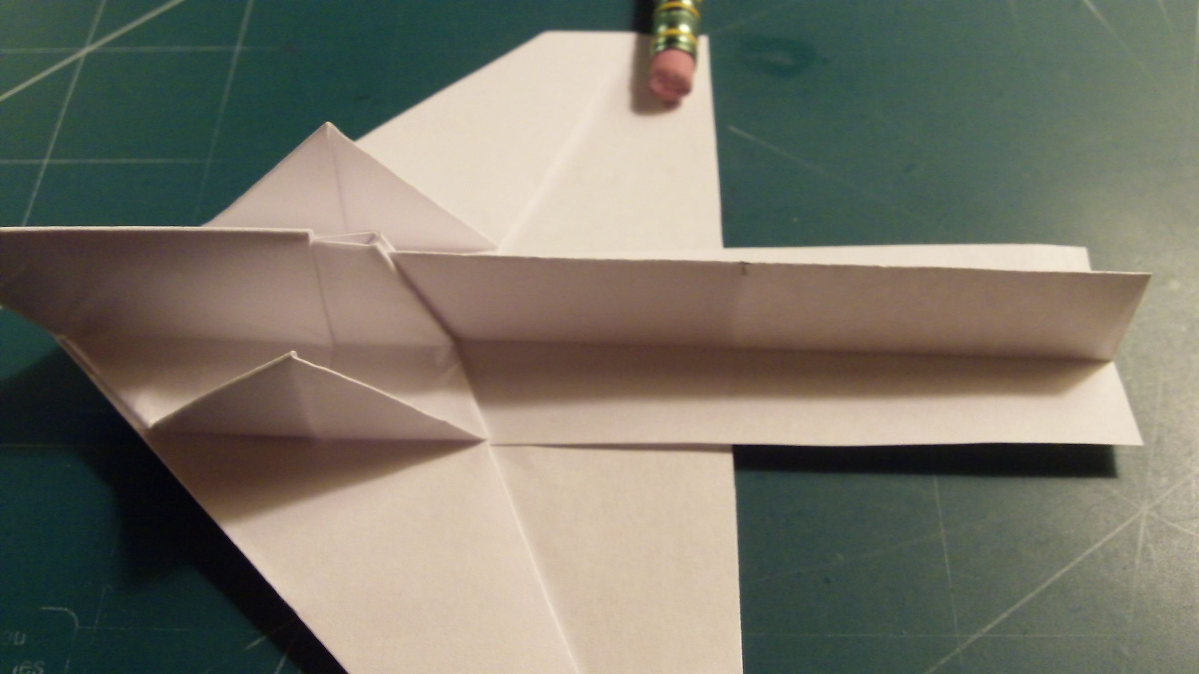 How to Make the Sparrowhawk Paper Airplane : 8 Steps - Instructables