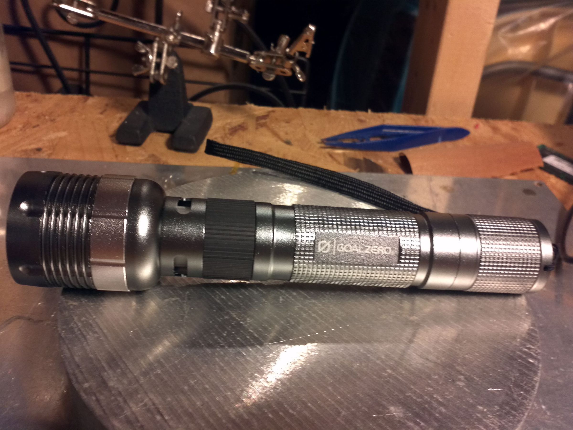 Goal Zero Bolt Flashlight Modified to Charge Standard 18650s : 7 Steps ...