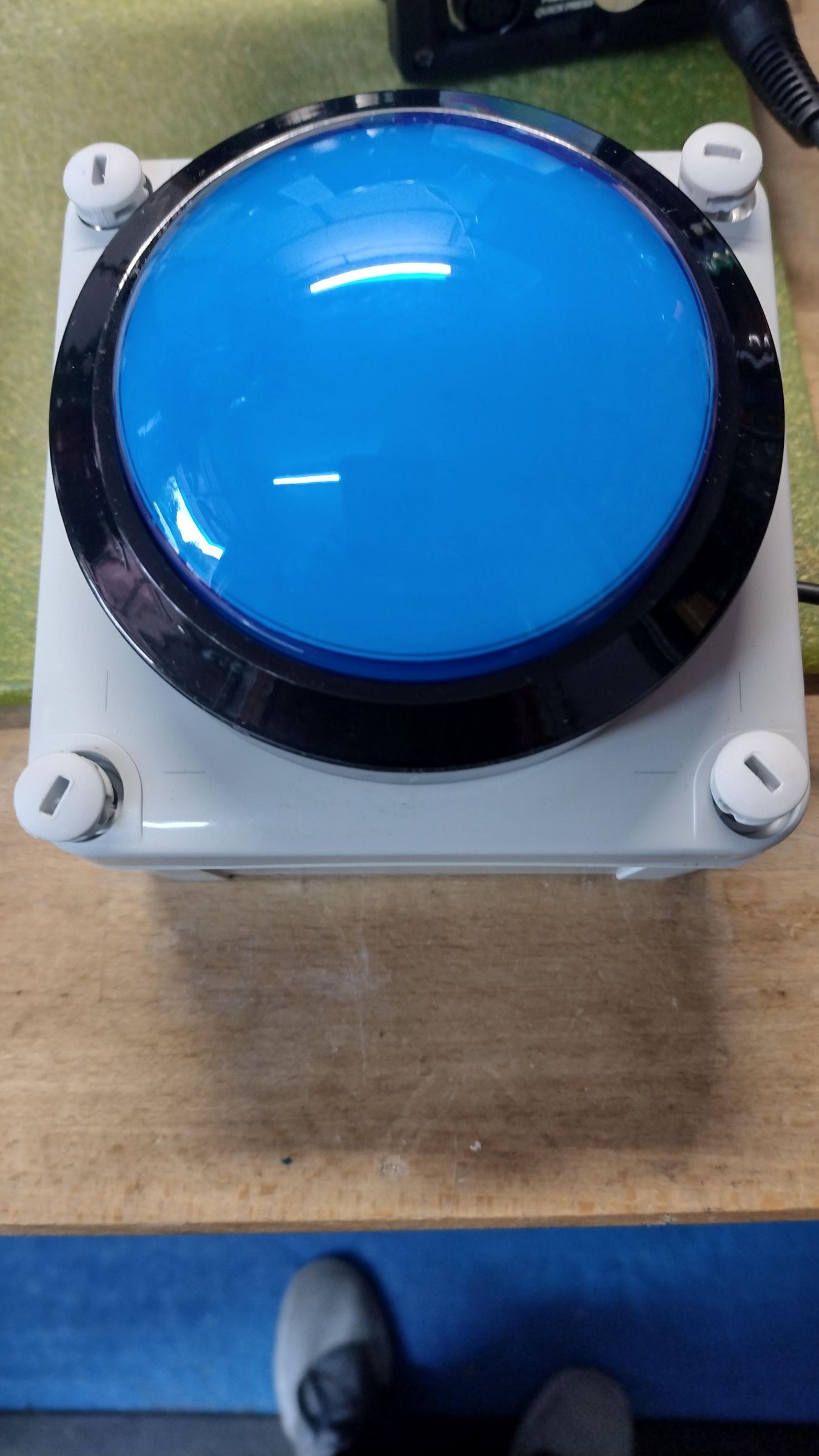 Low Cost Assistive Technology Button : 3 Steps - Instructables