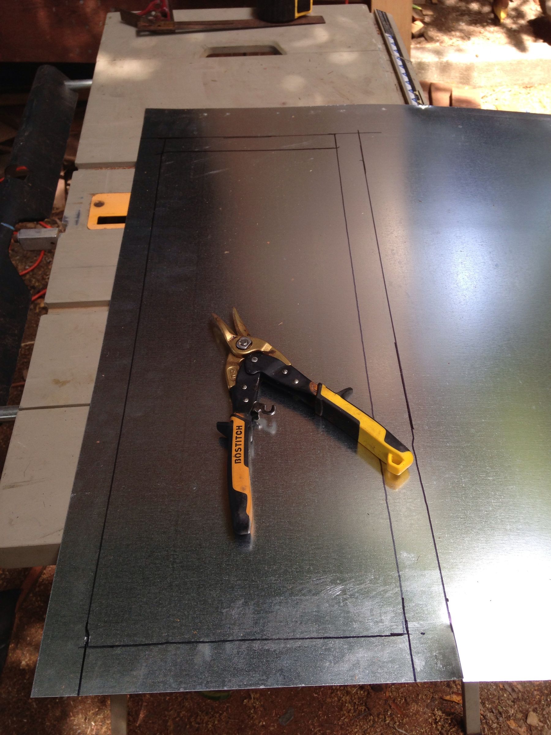 How to Build a Modern Mailbox : 8 Steps (with Pictures) - Instructables