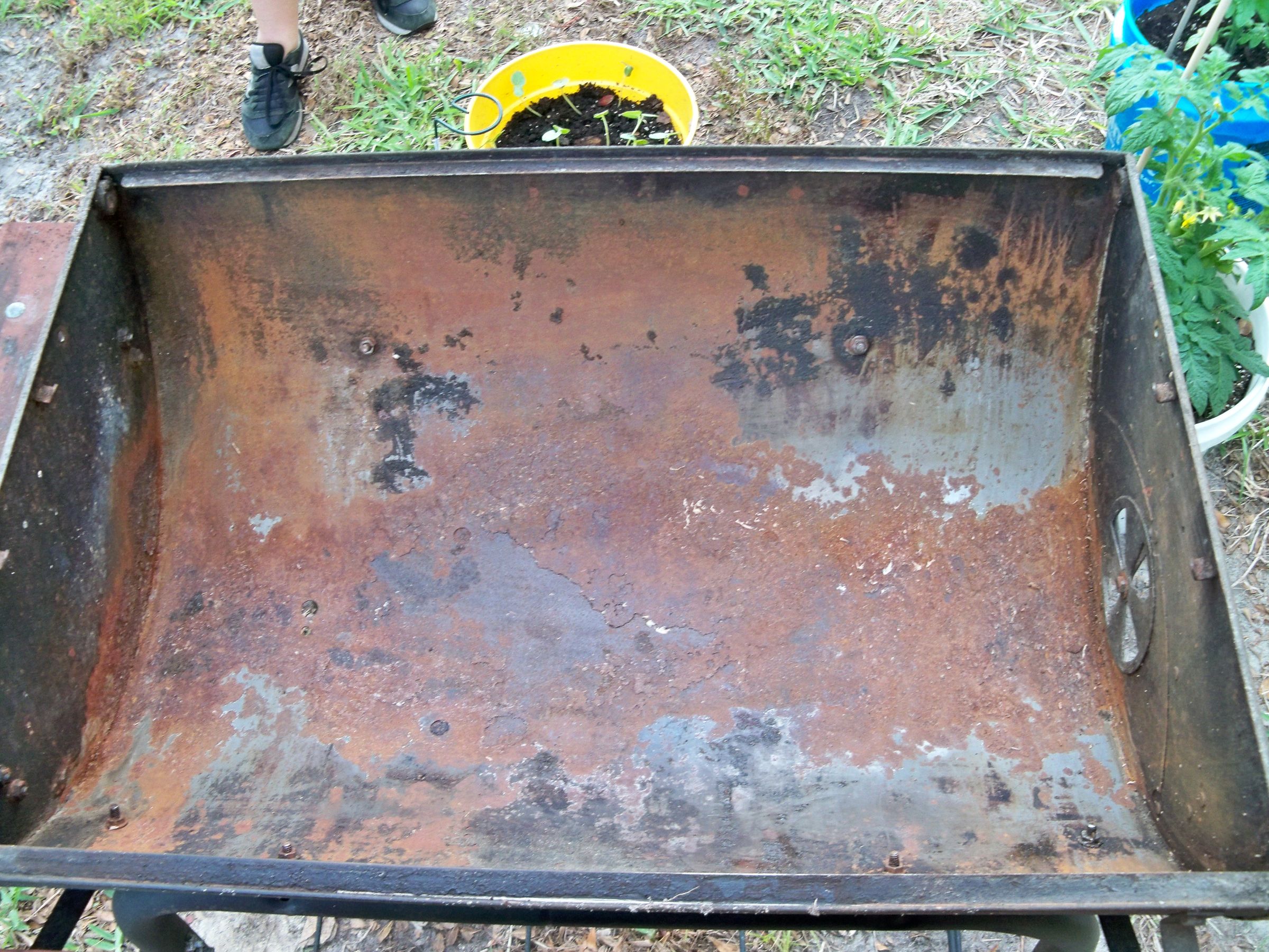 Upcycle a Discarded Grill/Smoker to a Fun Planter Box(updated) : 4 ...