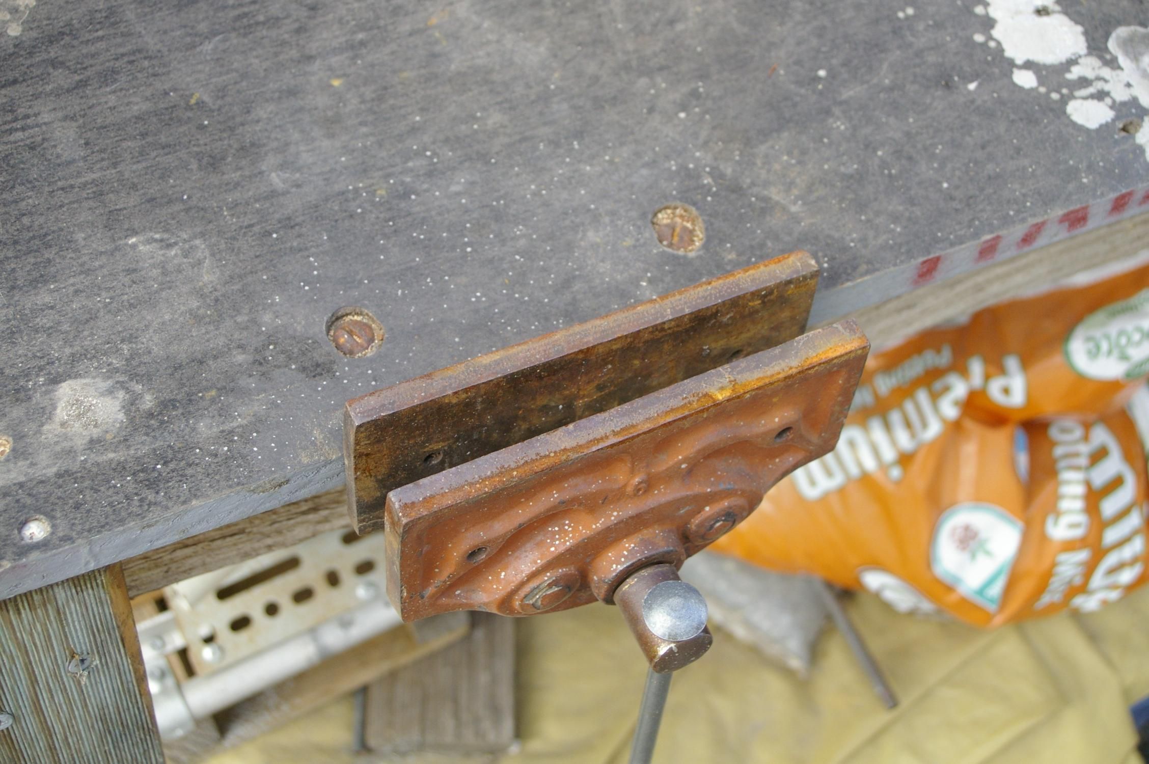 Homemade or Makeshift Tools to Make a Leather Pendant : 13 Steps (with ...
