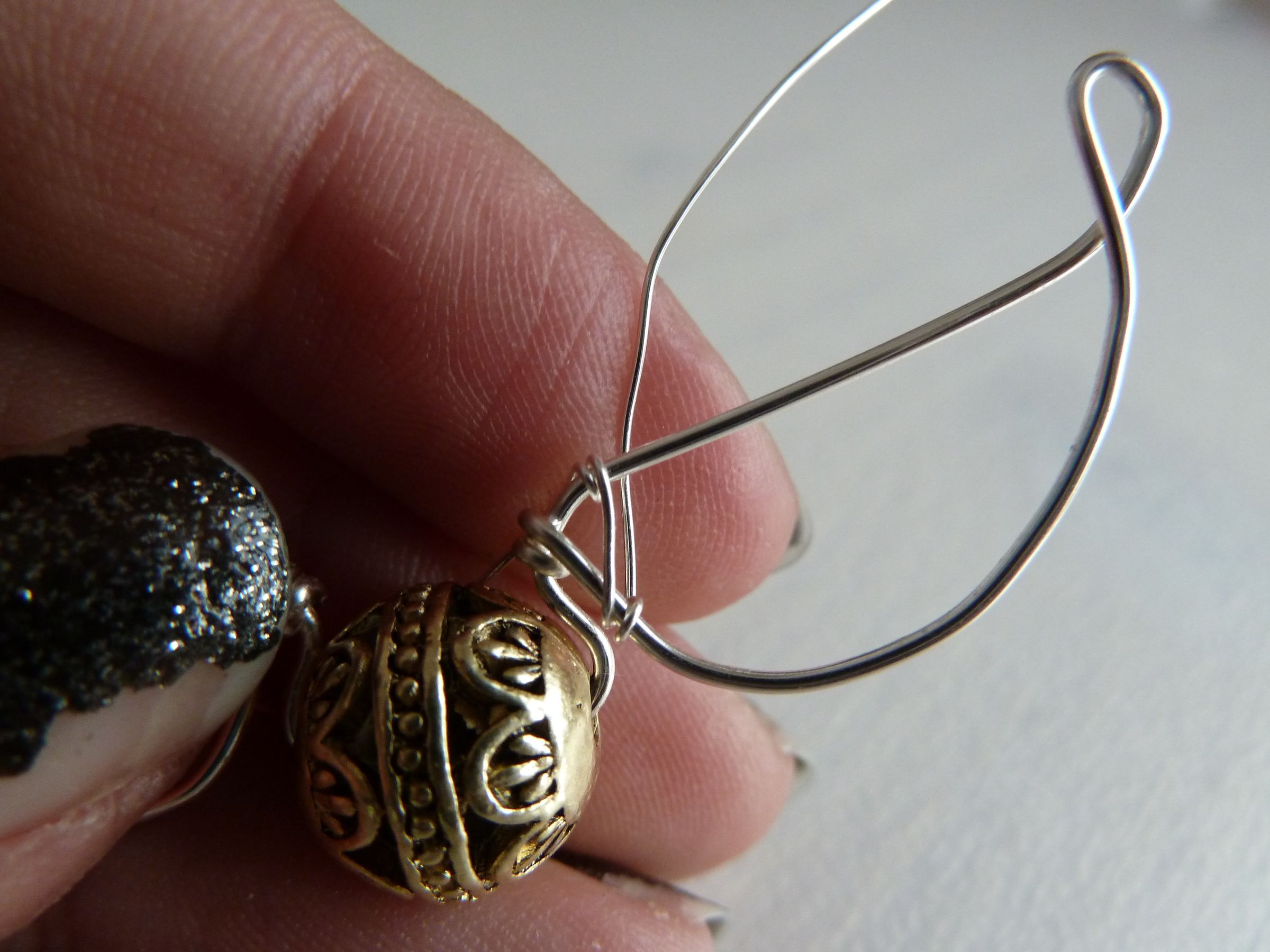 Golden Snitch Necklace : 11 Steps (with Pictures) - Instructables