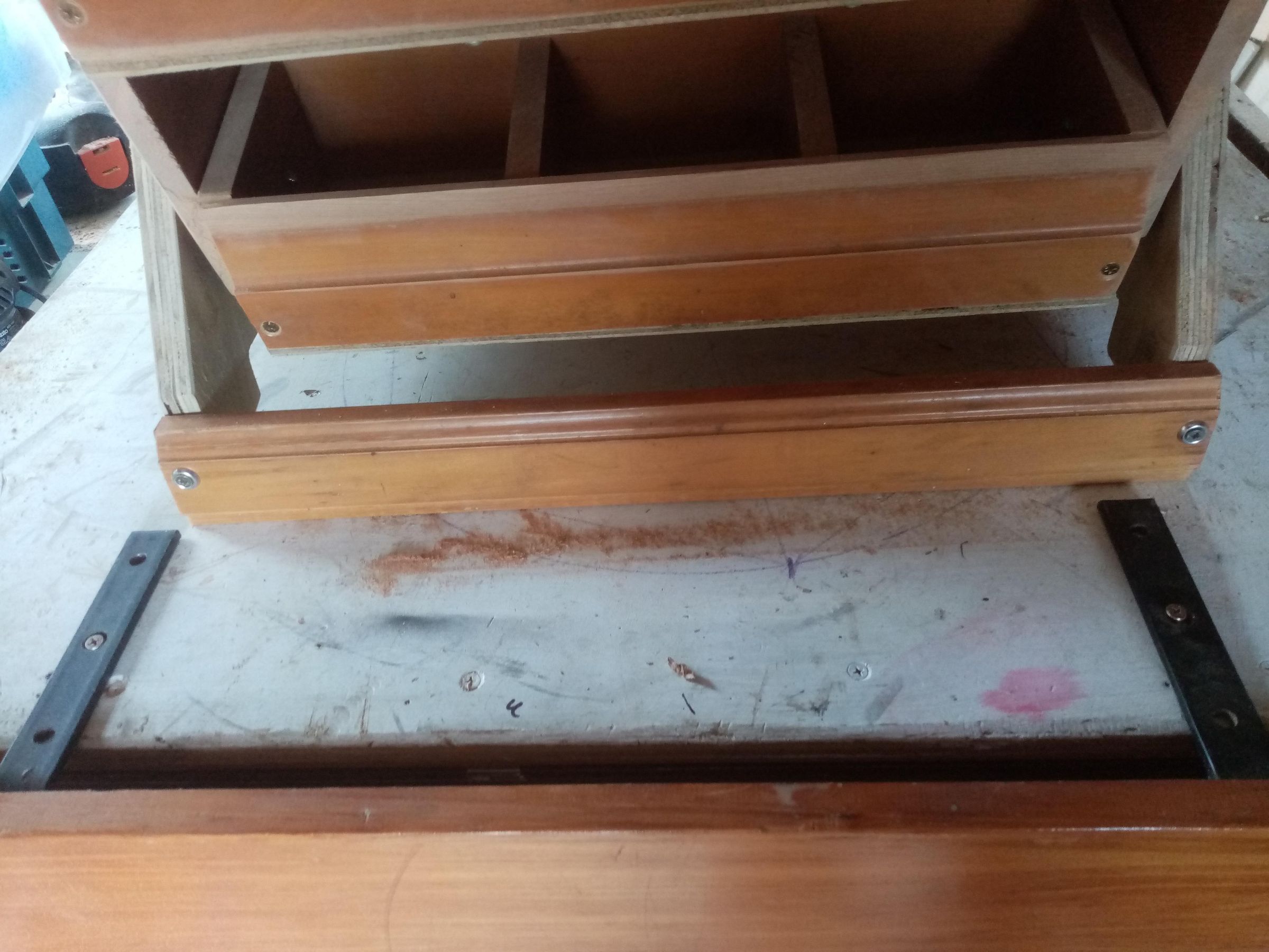 Rotunda Organiser for Hardware : 12 Steps (with Pictures) - Instructables