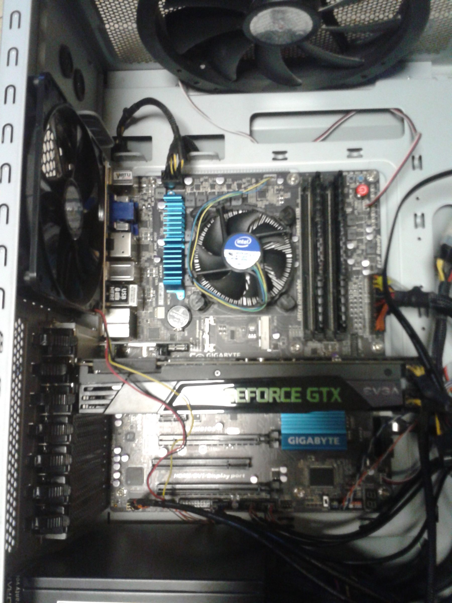 Assembling a Desktop Computer : 20 Steps (with Pictures) - Instructables