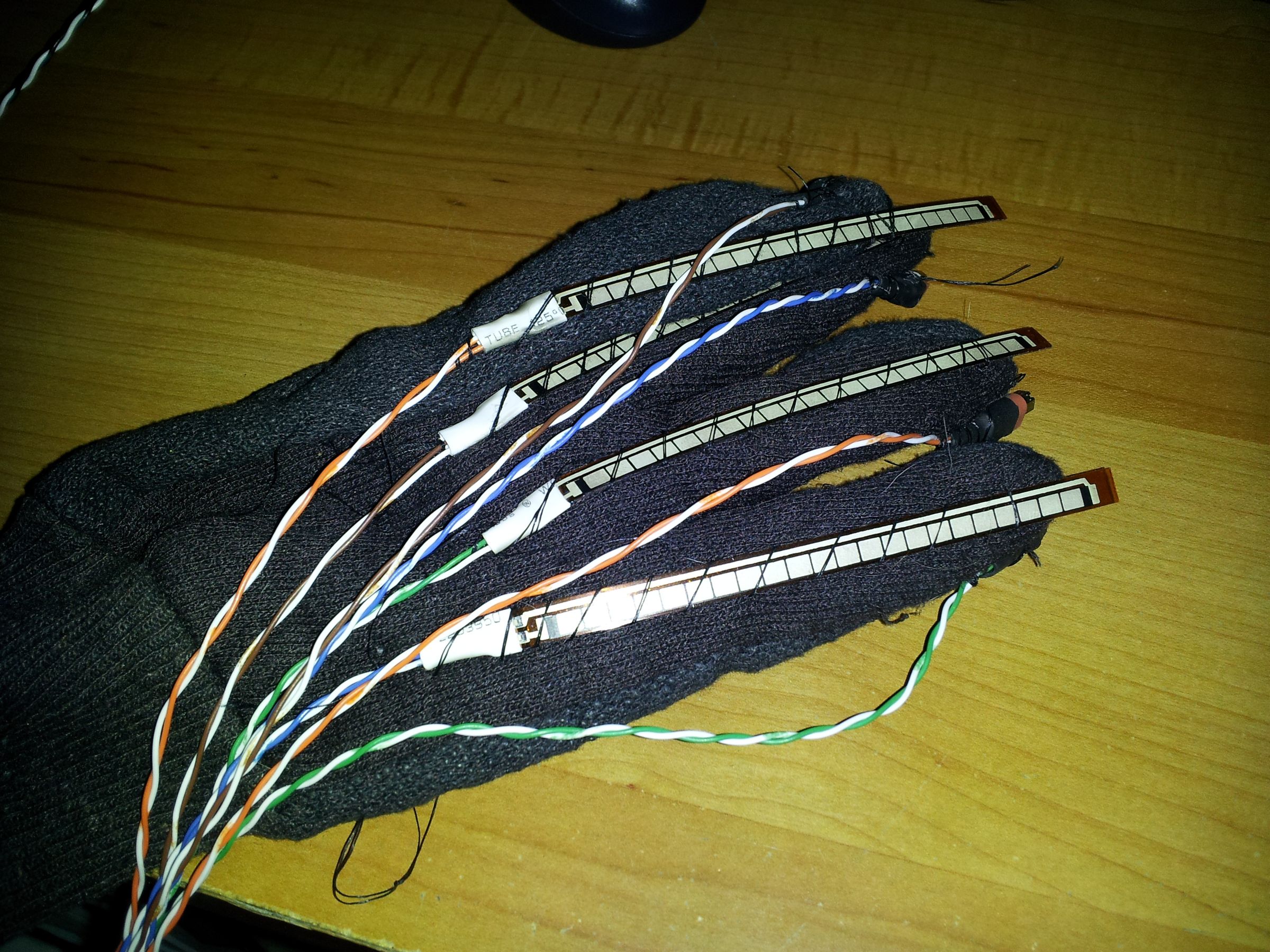How to Build a Robotic Hand With Haptic Feedback : 9 Steps (with ...