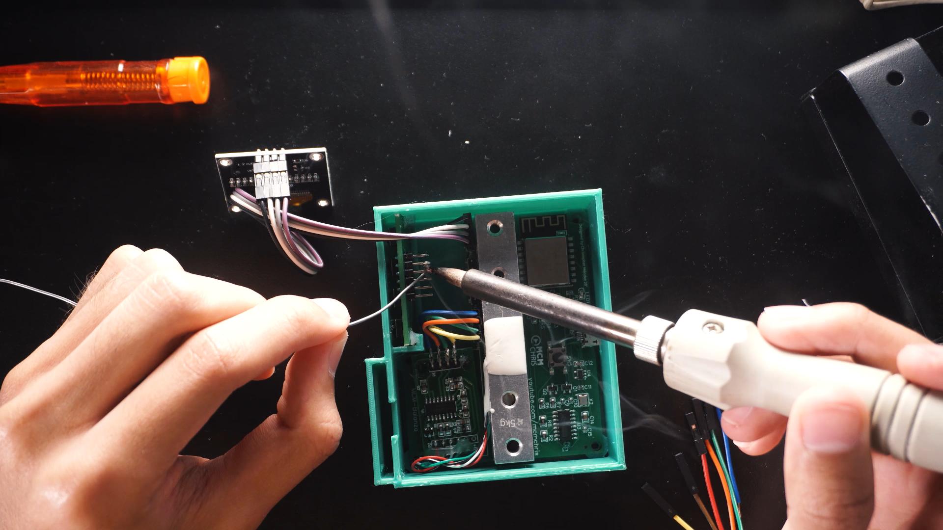 DIY Arduino Smart Digital Scale | ESP8266 + HX711 : 10 Steps (with ...