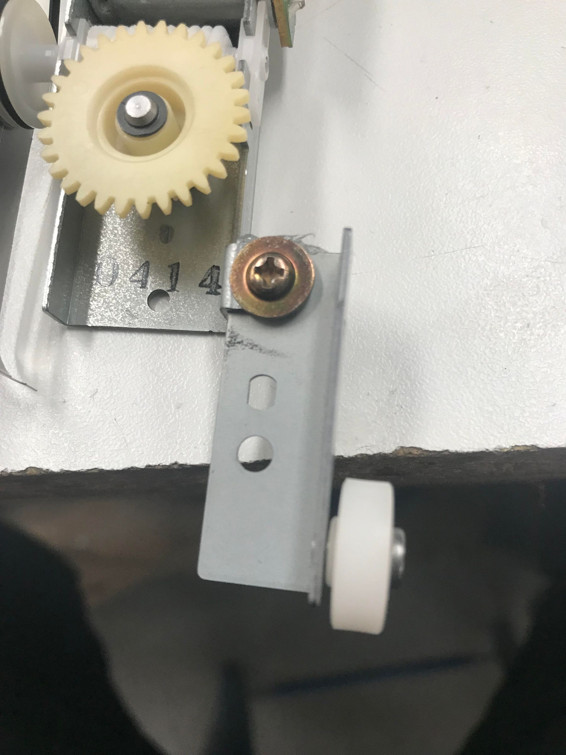 Walter- the Junk Robot : 5 Steps - Instructables