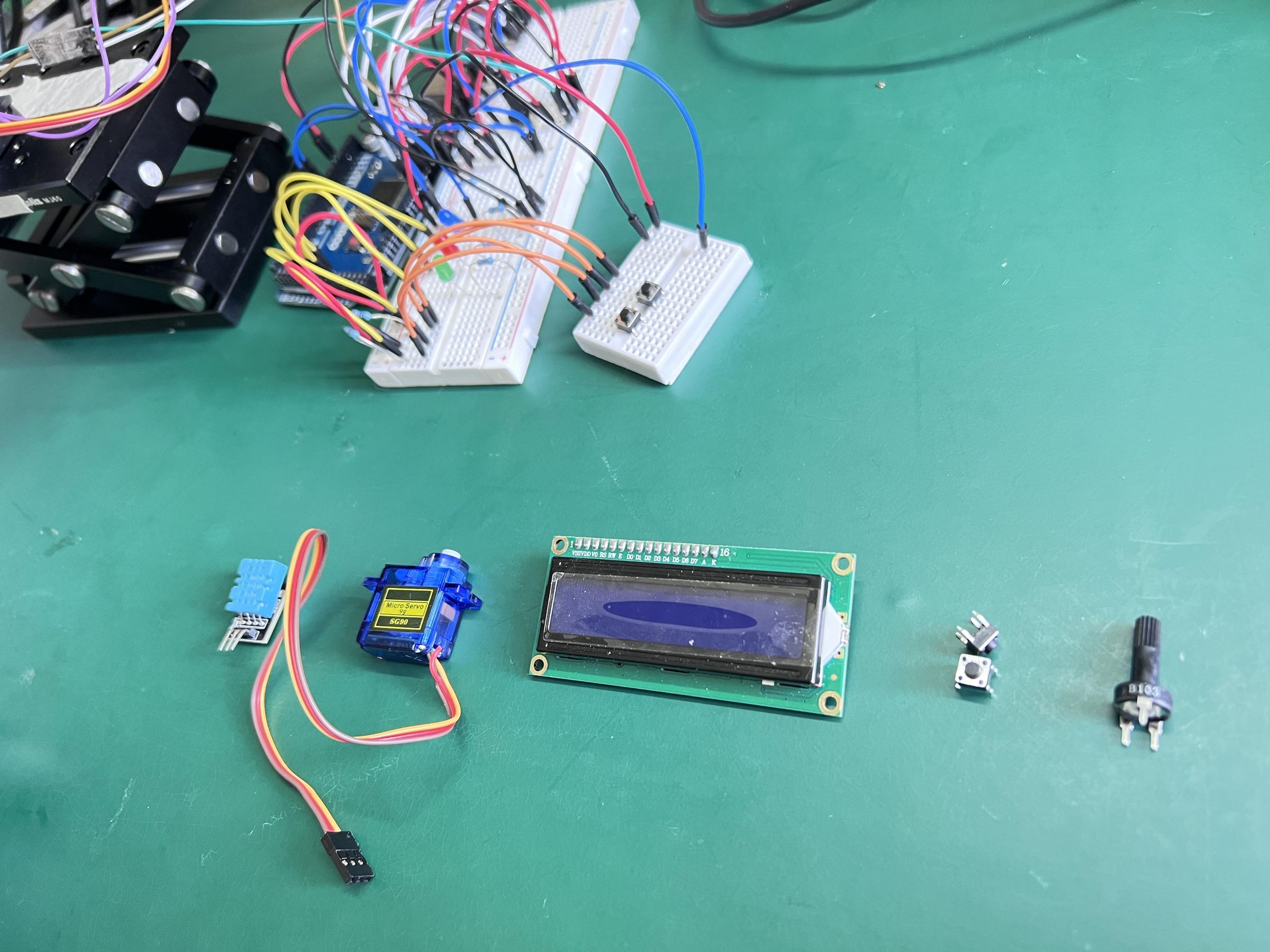 Smart Solar Tracker - Arduino Solar Panel System : 6 Steps - Instructables