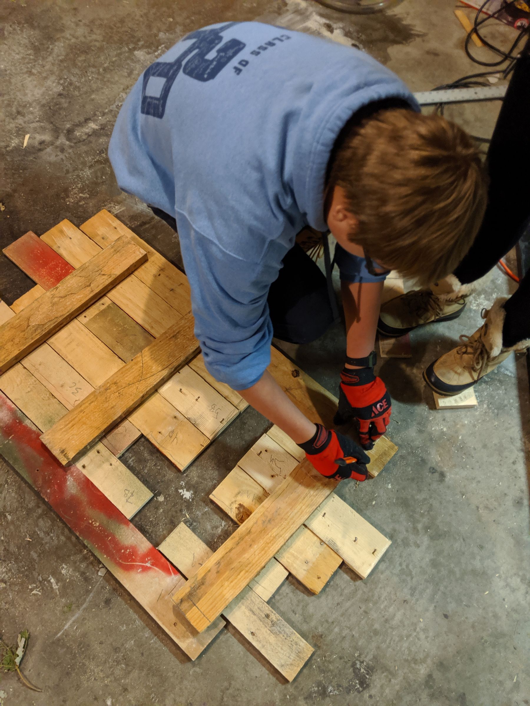 Rustic Pallet Cross : 10 Steps - Instructables