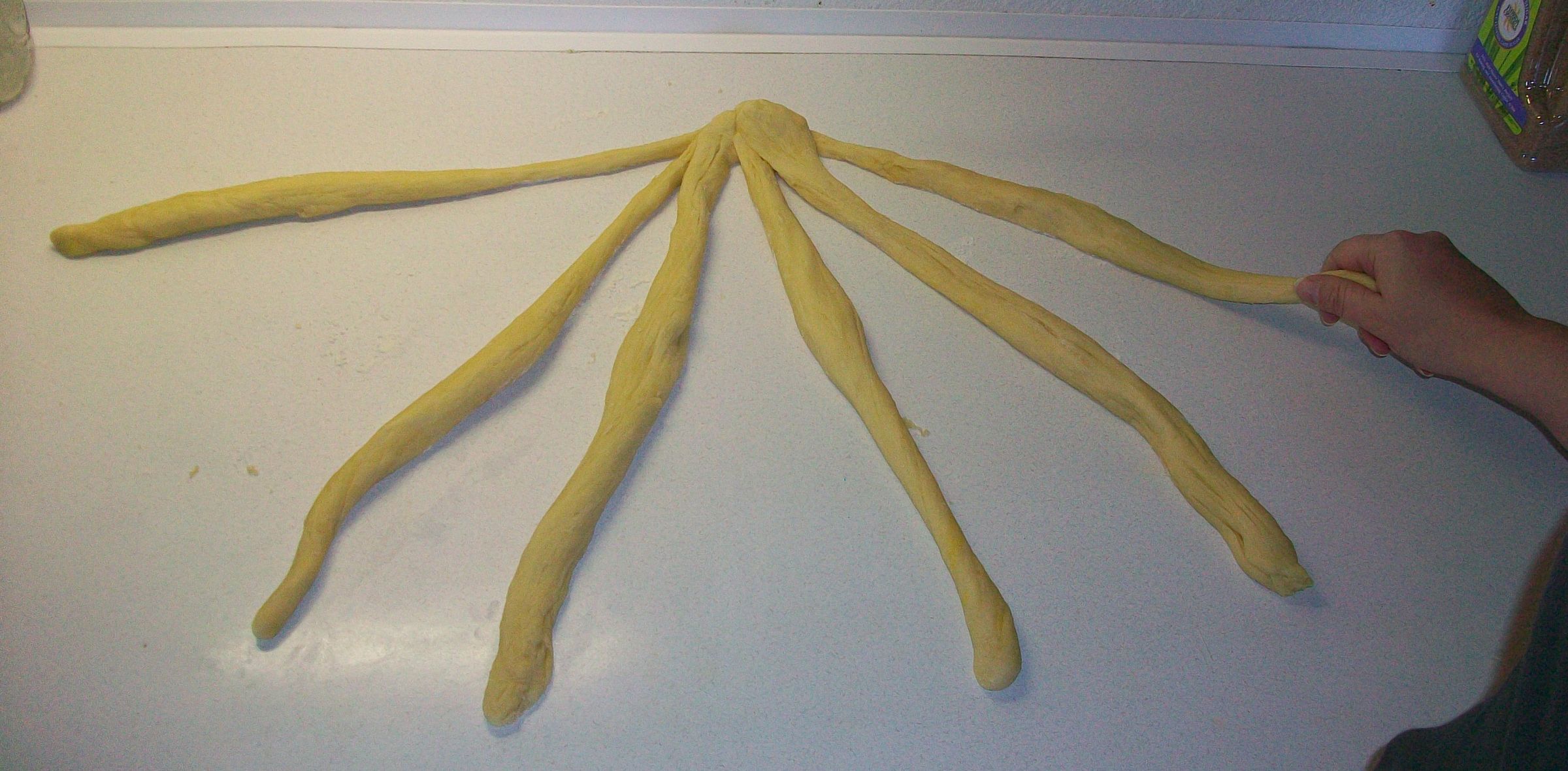 How to Braid Challah - 6 Strand Method : 3 Steps - Instructables