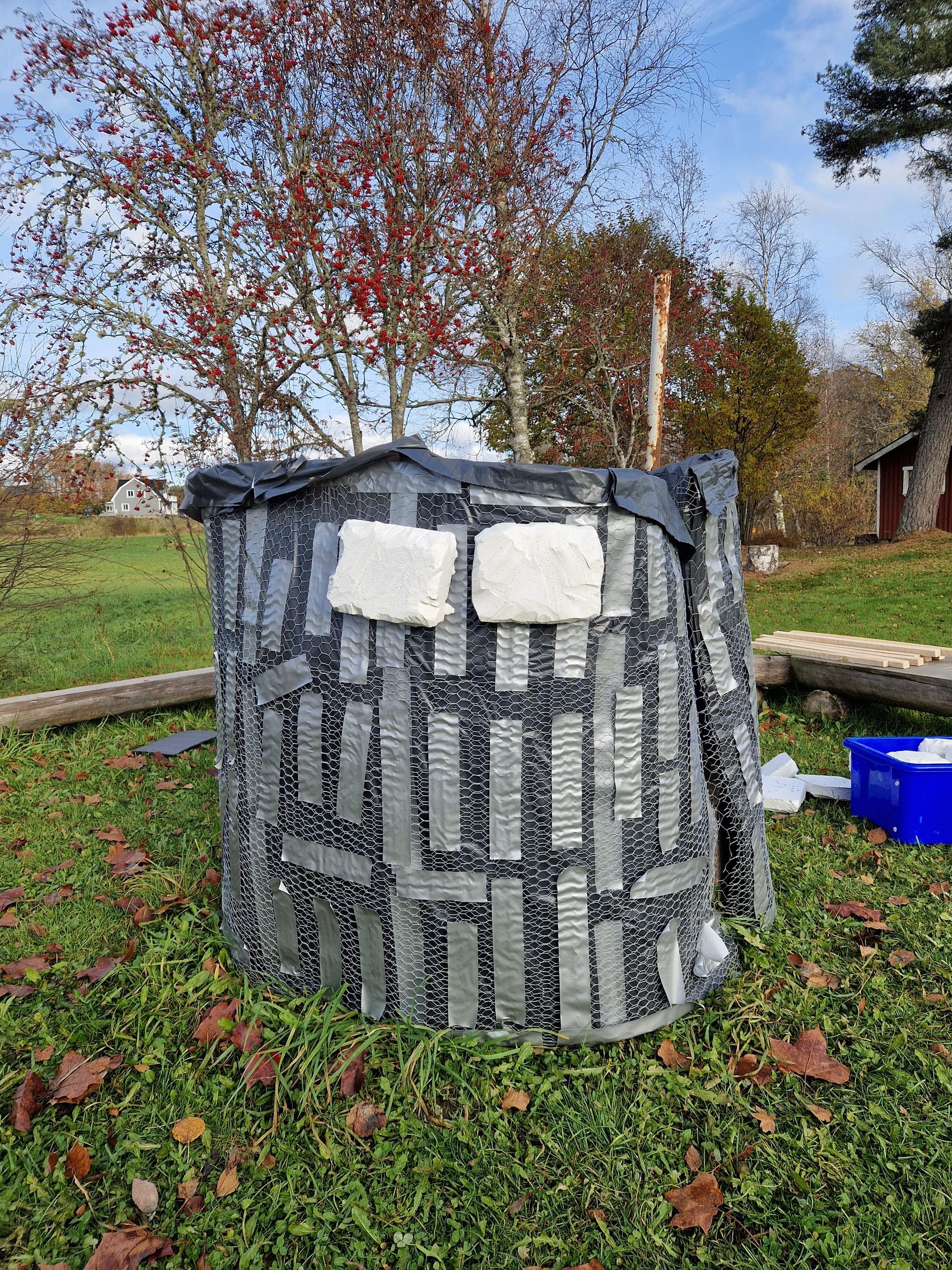 DIY Creepy Faux Well (Lightweight and Dismantlable) : 14 Steps (with ...