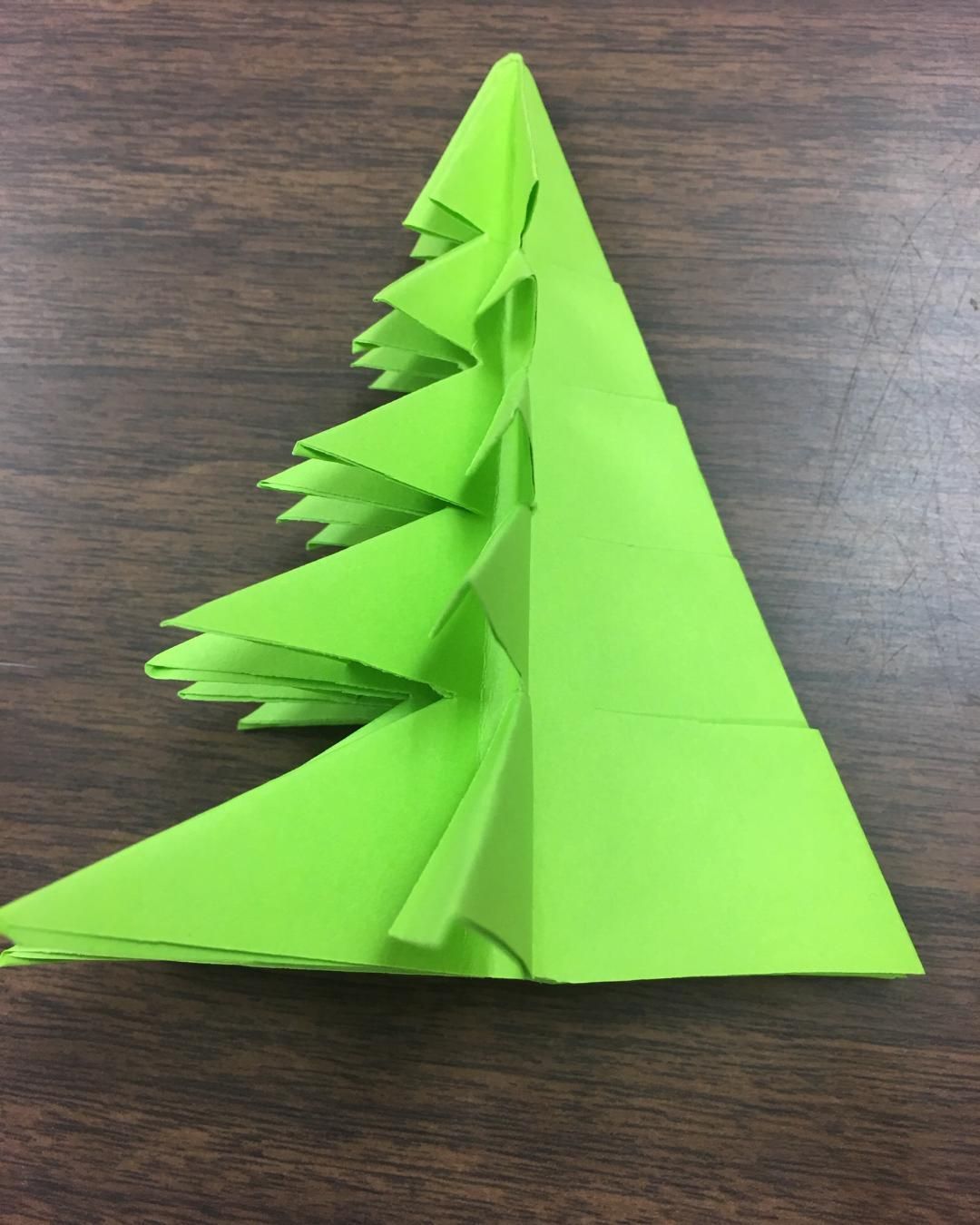 Kirigami Christmas Tree in Green : 15 Steps (with Pictures) - Instructables