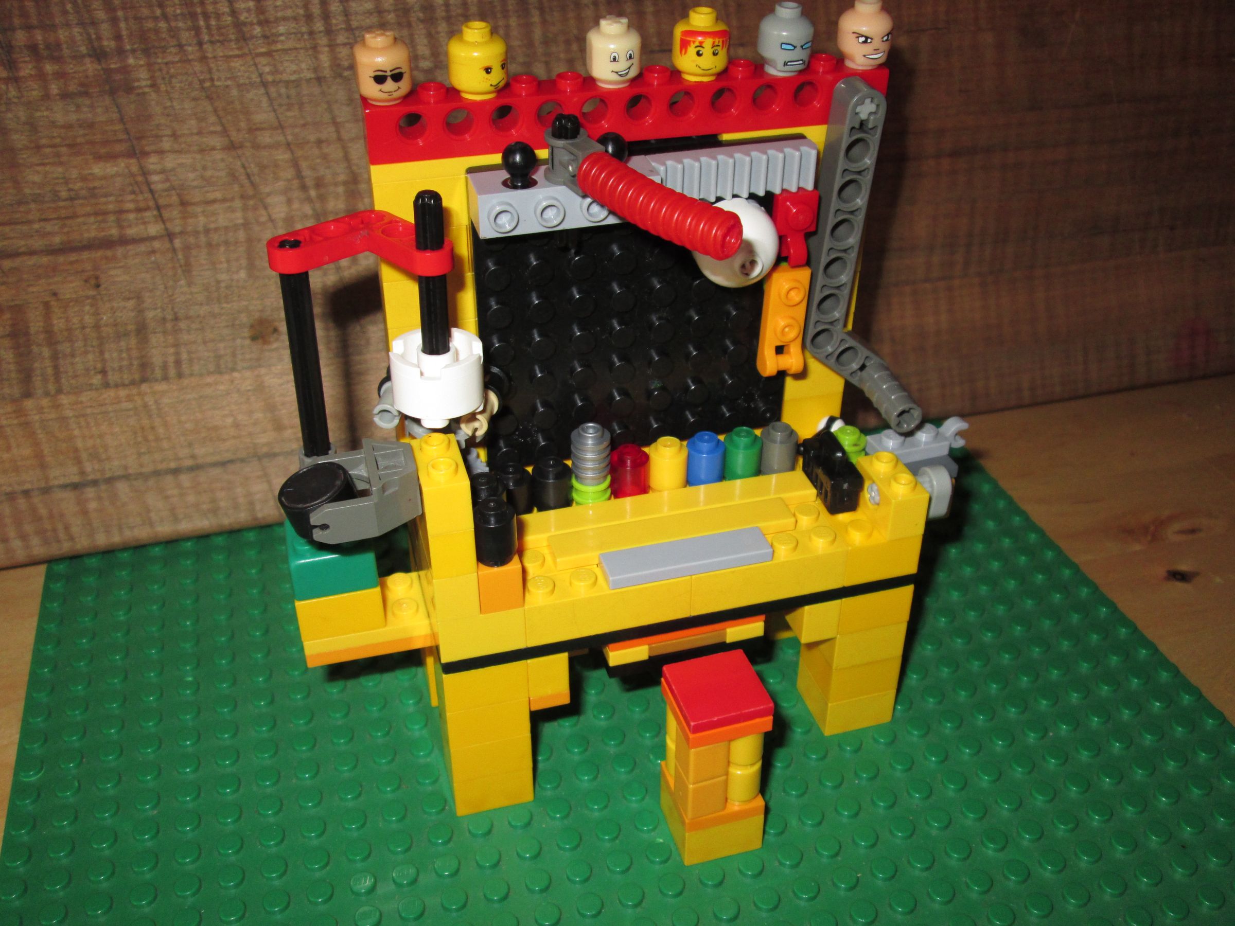 Cool Mini Lego Workbench - Instructables
