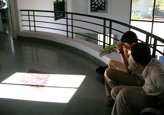 Pizza Box Spectroscope : 6 Steps - Instructables