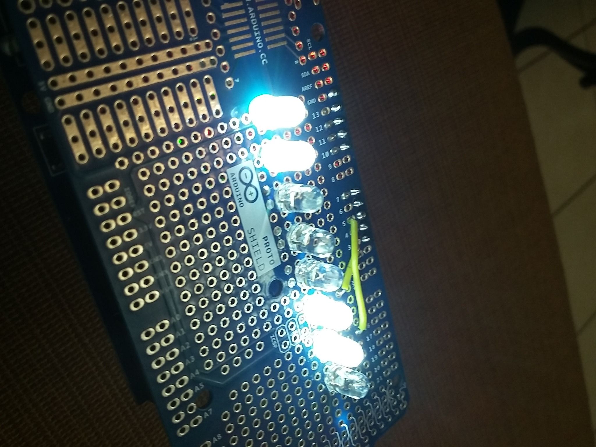 8 Bits Arduino Binary Counter : 6 Steps - Instructables