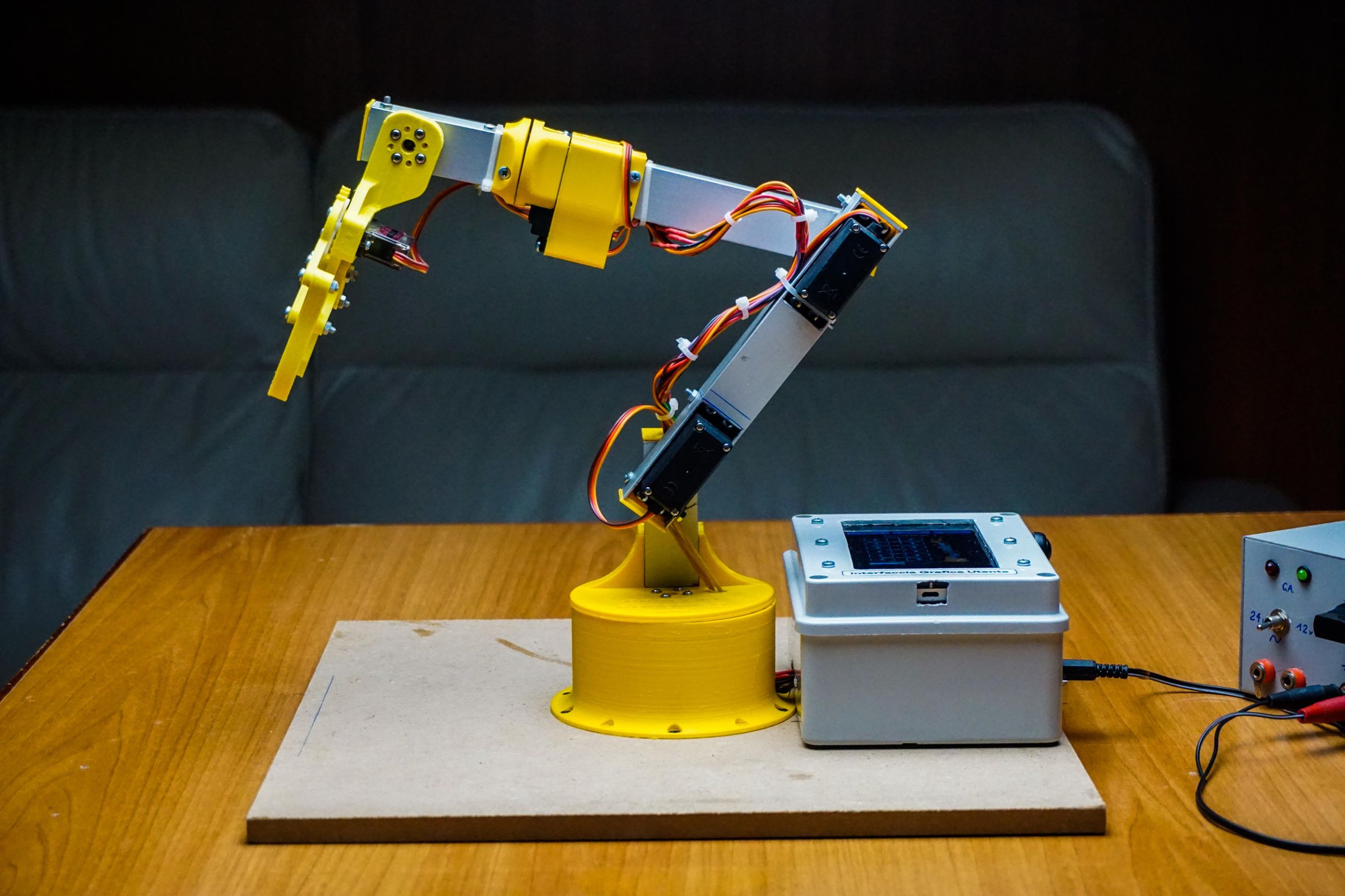 Arduino Robotic Arm Controlled by Touch Interface : 13 Steps (with ...
