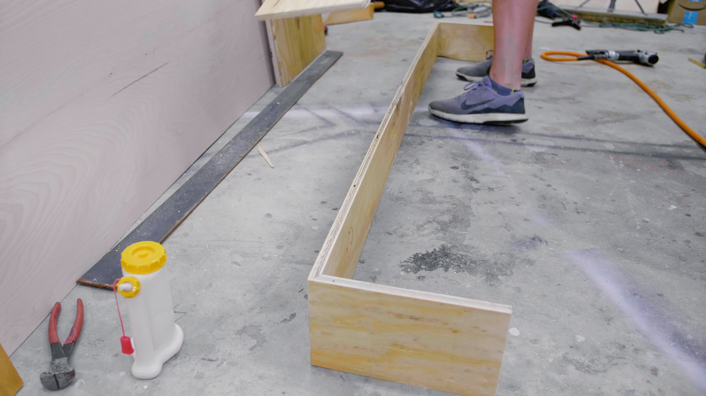 Frosted Donut Shelf : 9 Steps (with Pictures) - Instructables